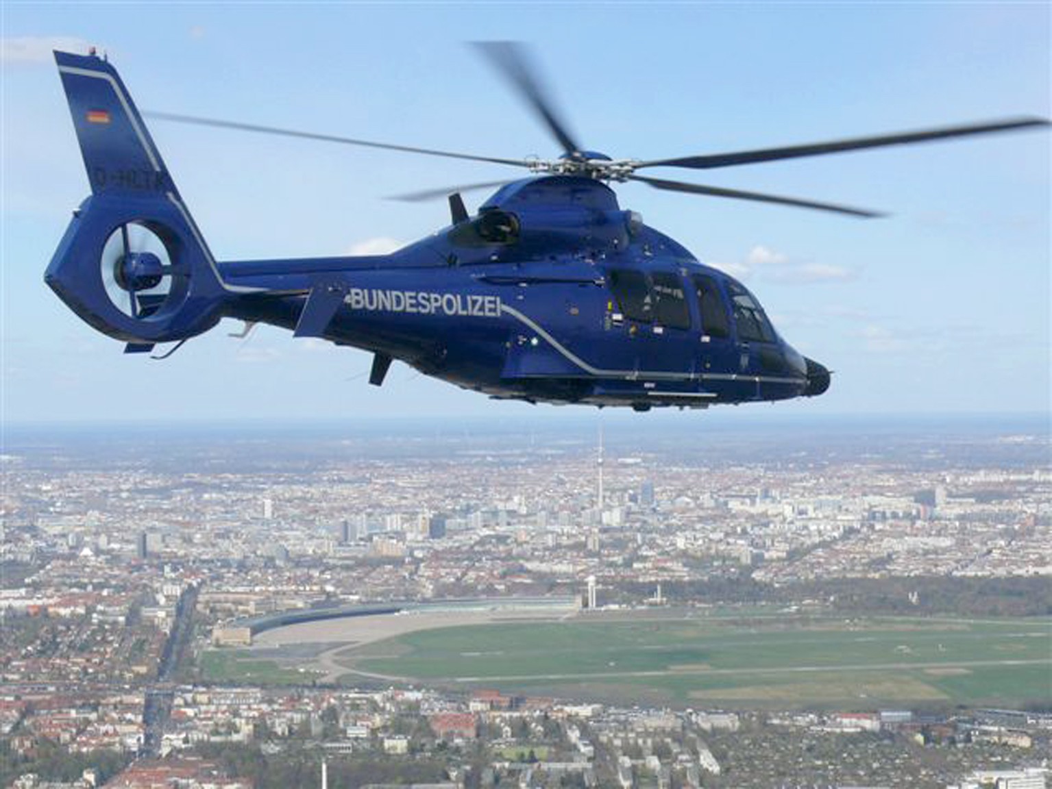 Eurocopter completes its deliveries of 20 EC155 B1 helicopters for the ...