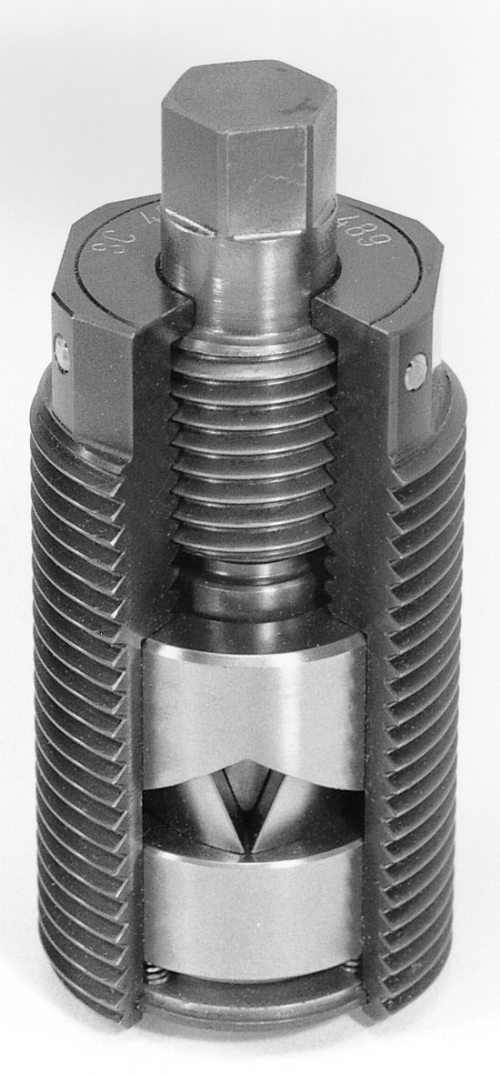 Kraftspannschrauben mit Keilspannsystem um 40 kN noch weiter verstärkt ...