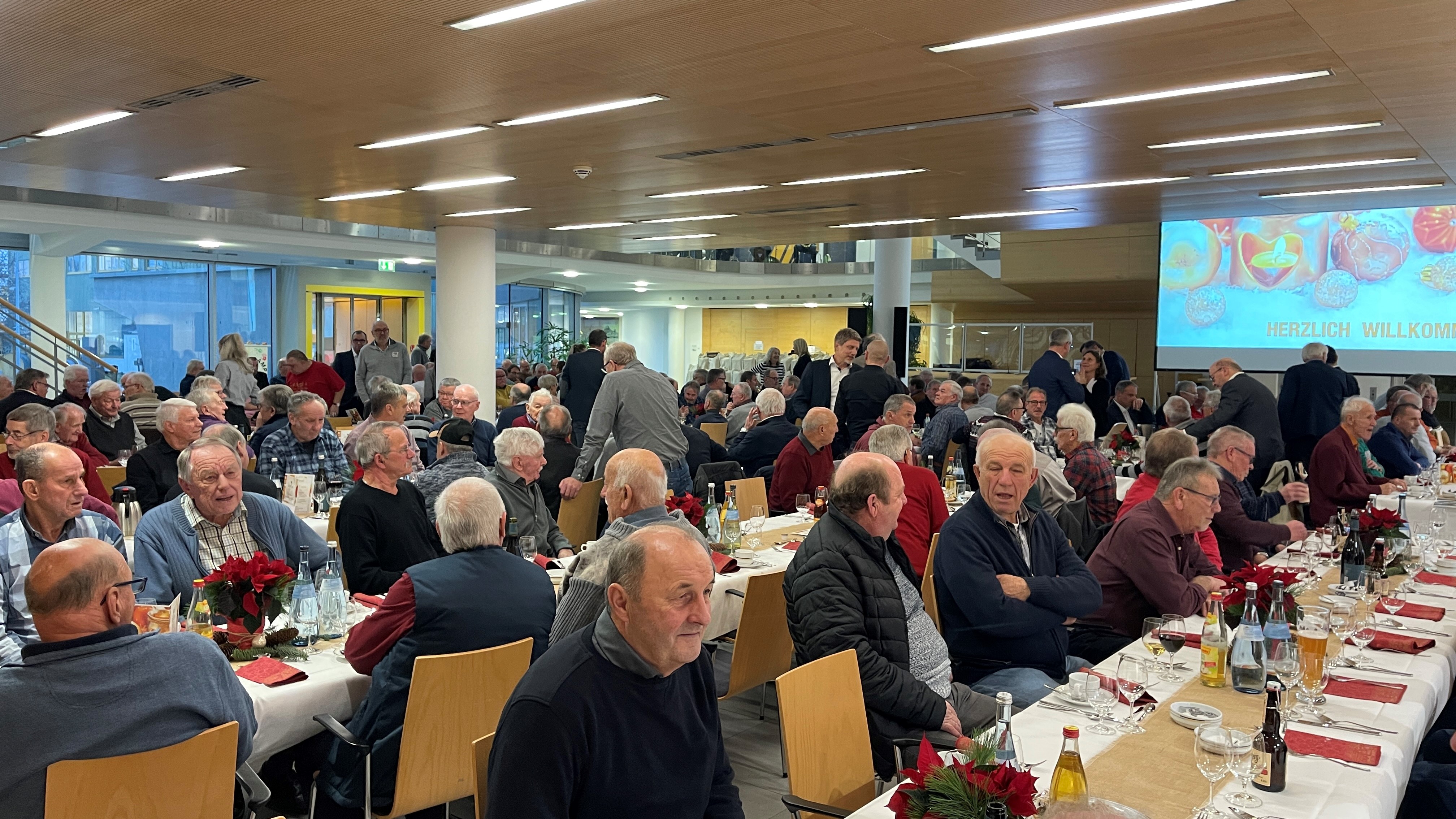 Gesellige Rentnerfeier von LEONHARD WEISS in Satteldorf, LEONHARD WEISS ...