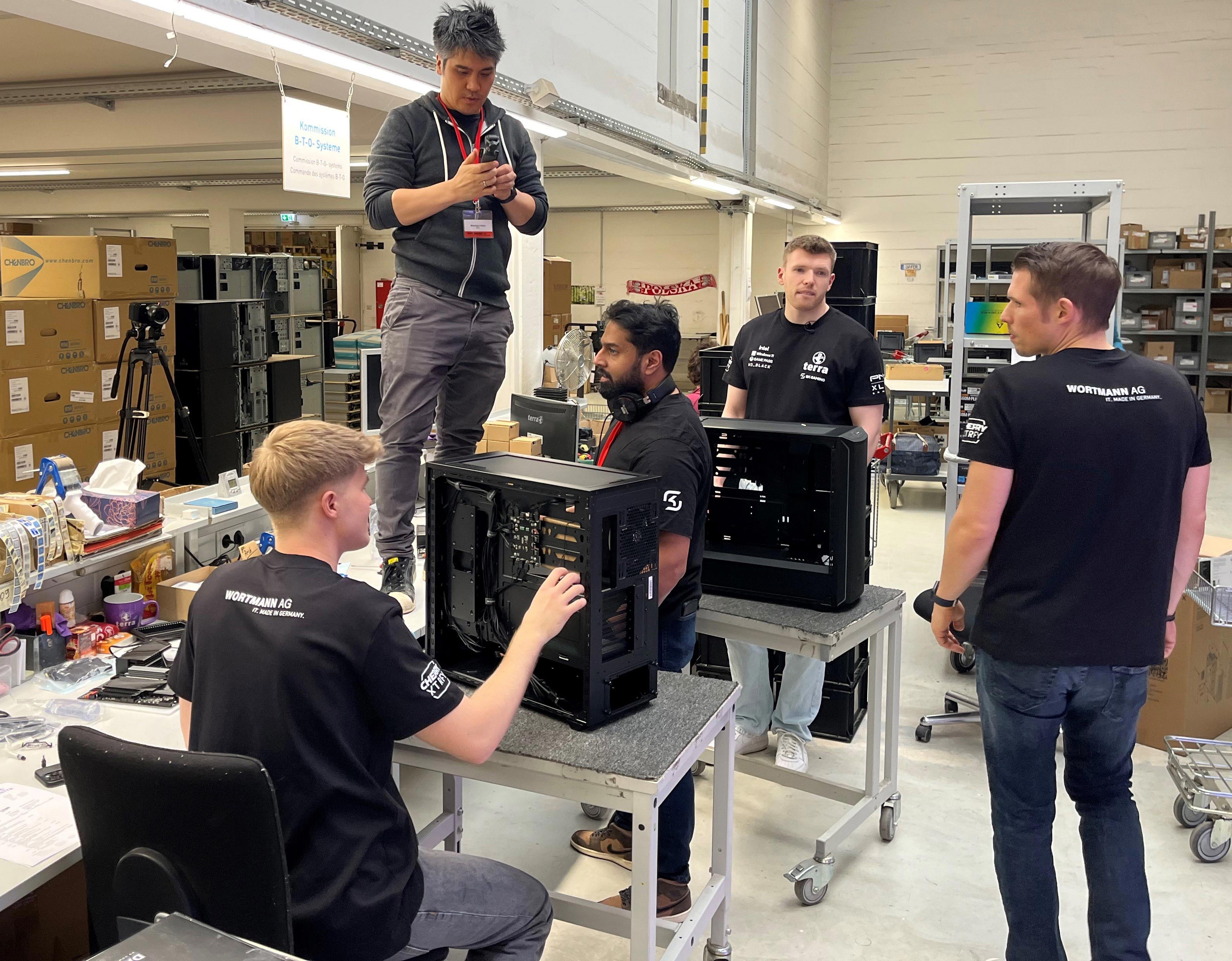 WORTMANN AG: Influencer bauen ihren eigenen TERRA Gaming PC, WORTMANN ...