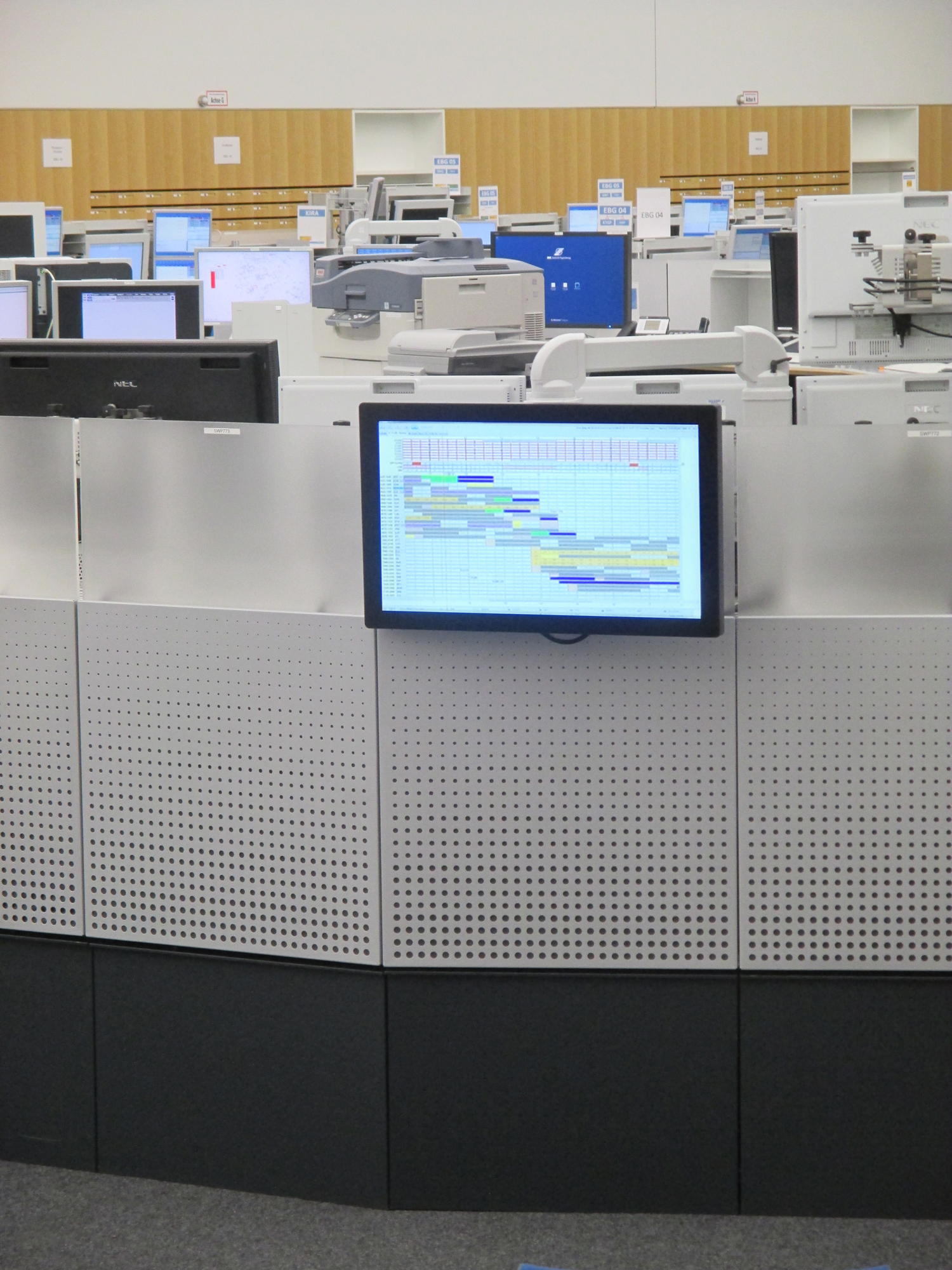 Sicherheit über Deutschland mit Displays von Werkstation, Werkstation ...