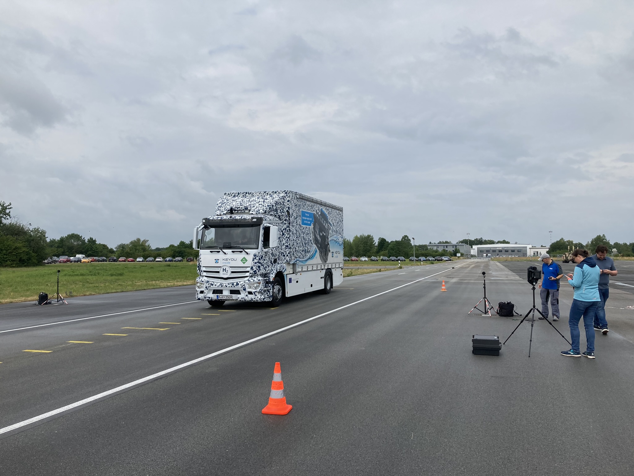 KEYOU-Trucks mit Wasserstoffmotor nur halb so laut wie ihre Diesel ...