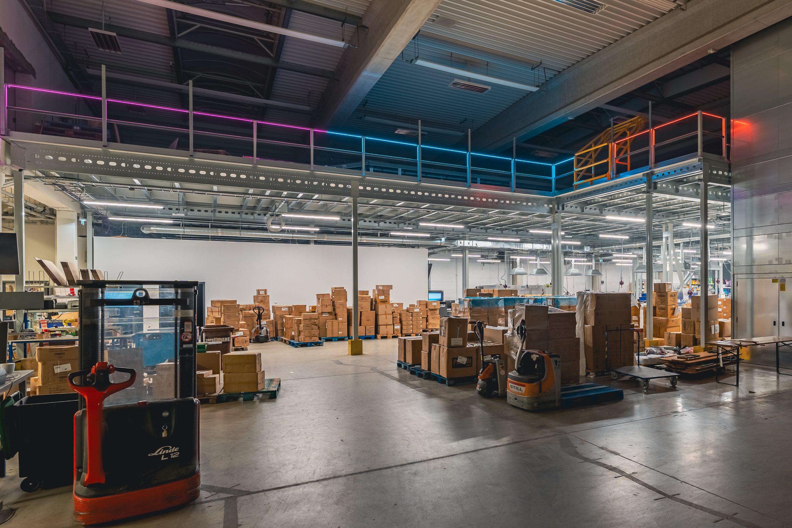 Turning height into opportunity: Profielnorm EAST brings scalable mezzanine solutions to LogiMAT ...