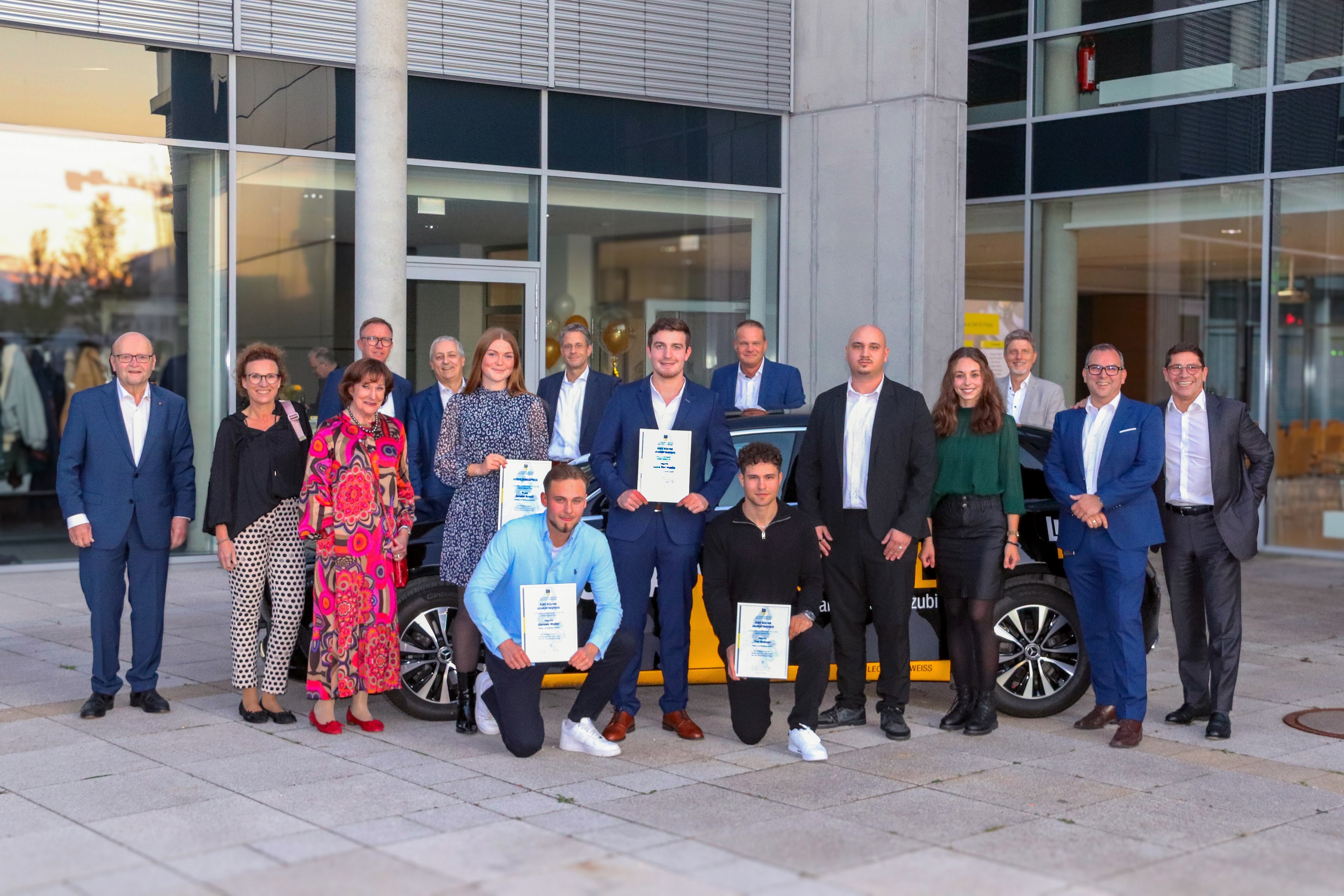 LEONHARD WEISS feiert seine Nachwuchskräfte: Freisprechungsfeier mit ...