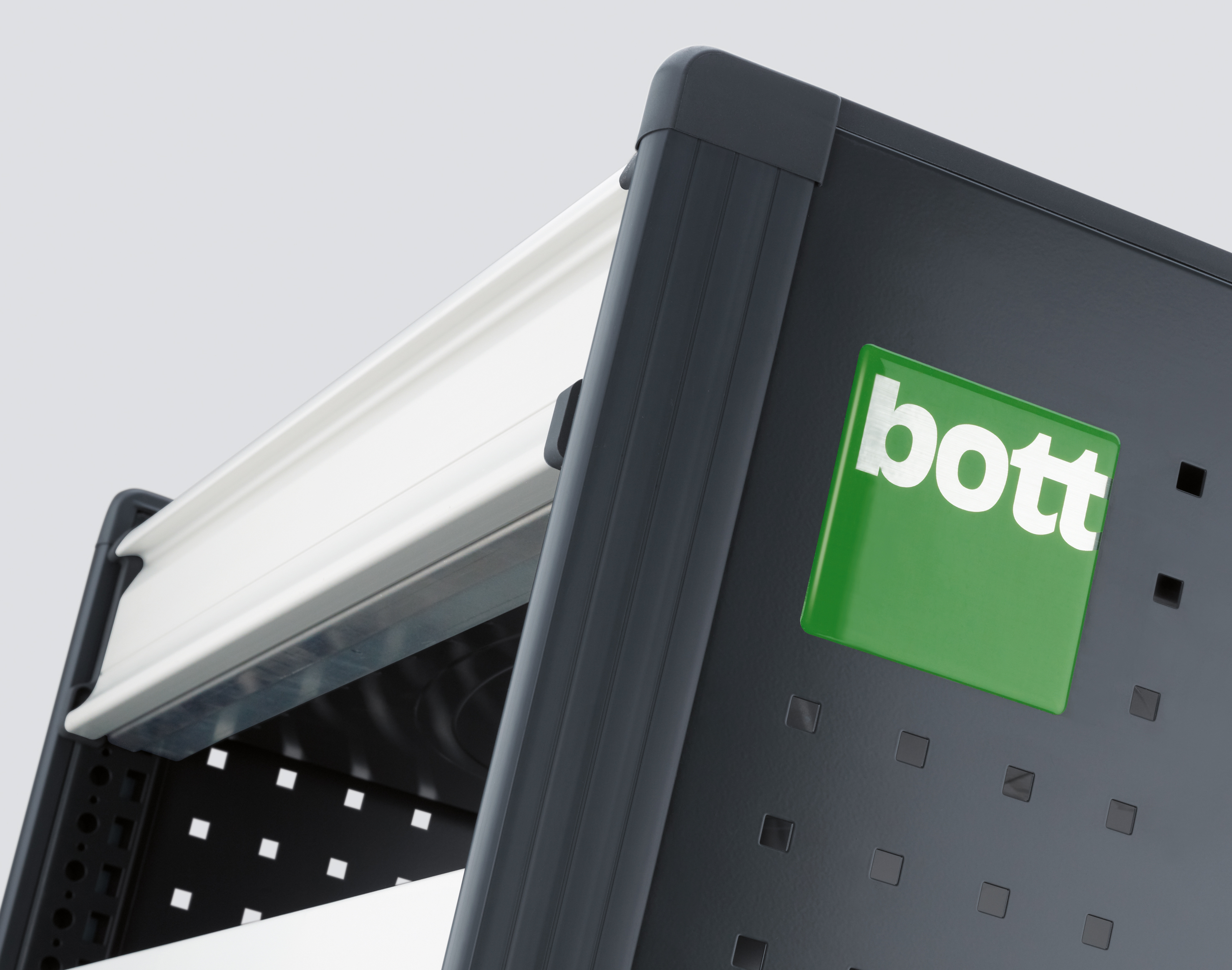 bott auf Expansionskurs, Bott GmbH & Co. KG, Story - PresseBox