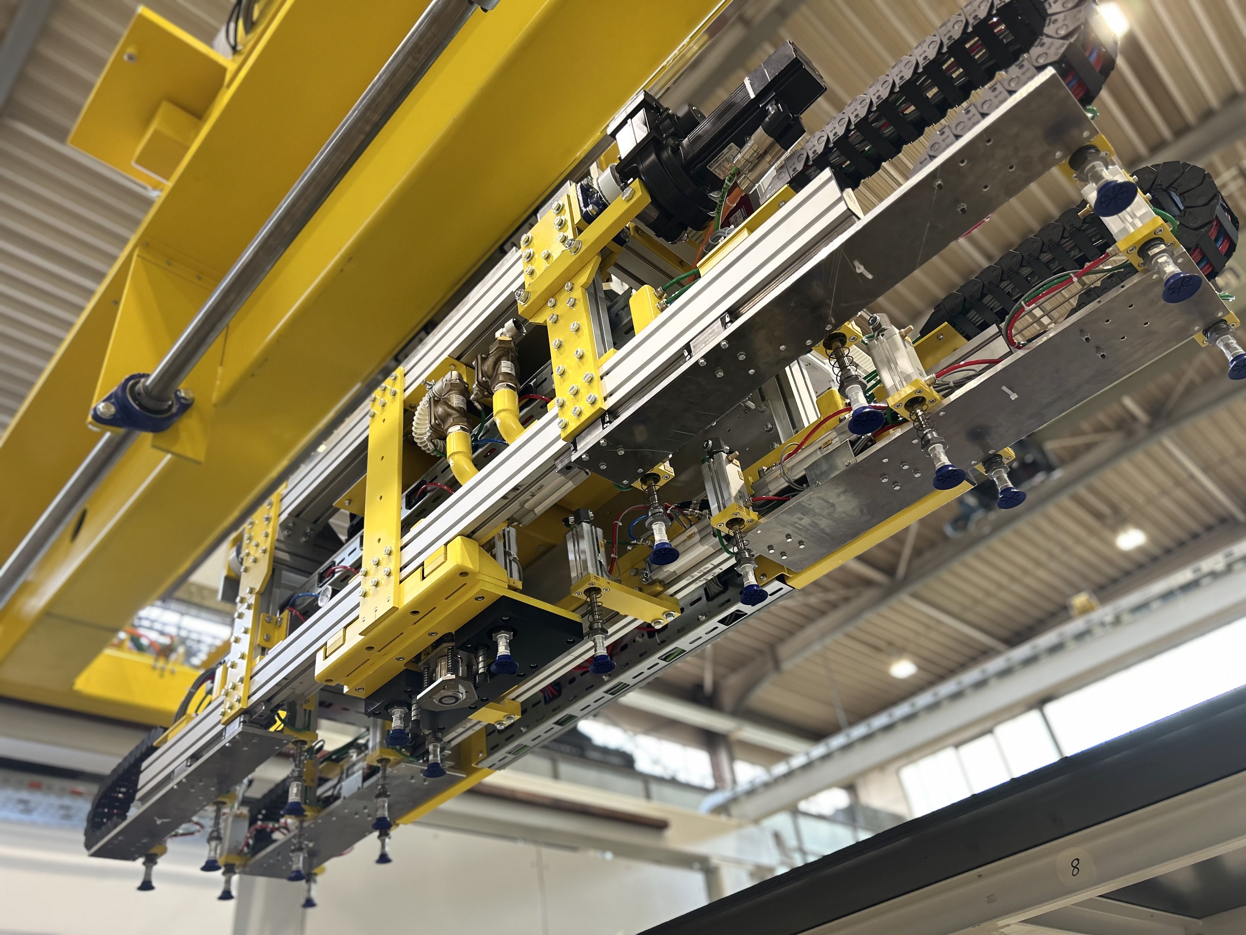 SYSTRAPLAN area storage optimizes blank logistics for door frames, SYSTRAPLAN GmbH & Co. KG ...