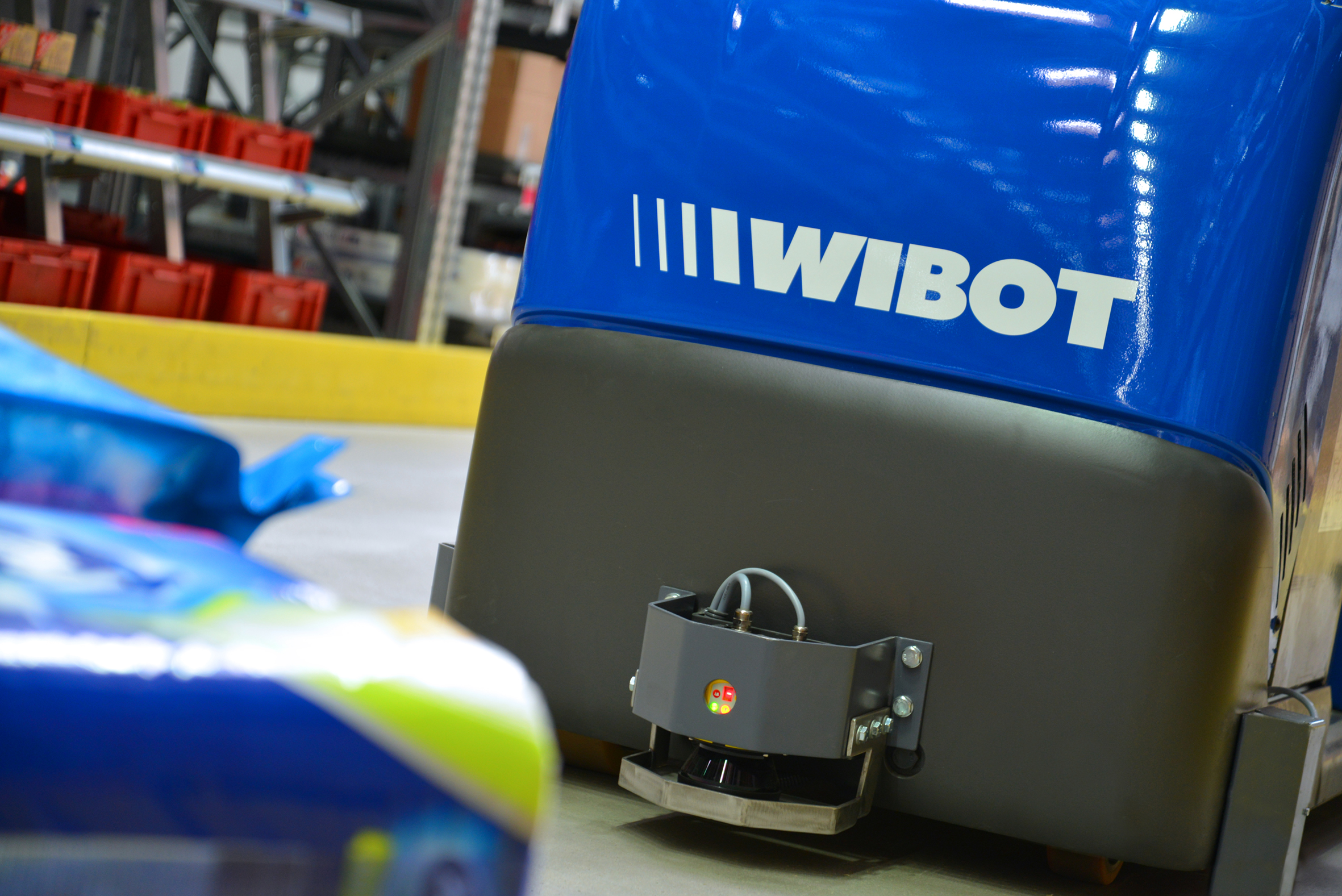 Innovative Logistik-Prozesse und schwarmintelligente Fahrzeuge: WITRON ...