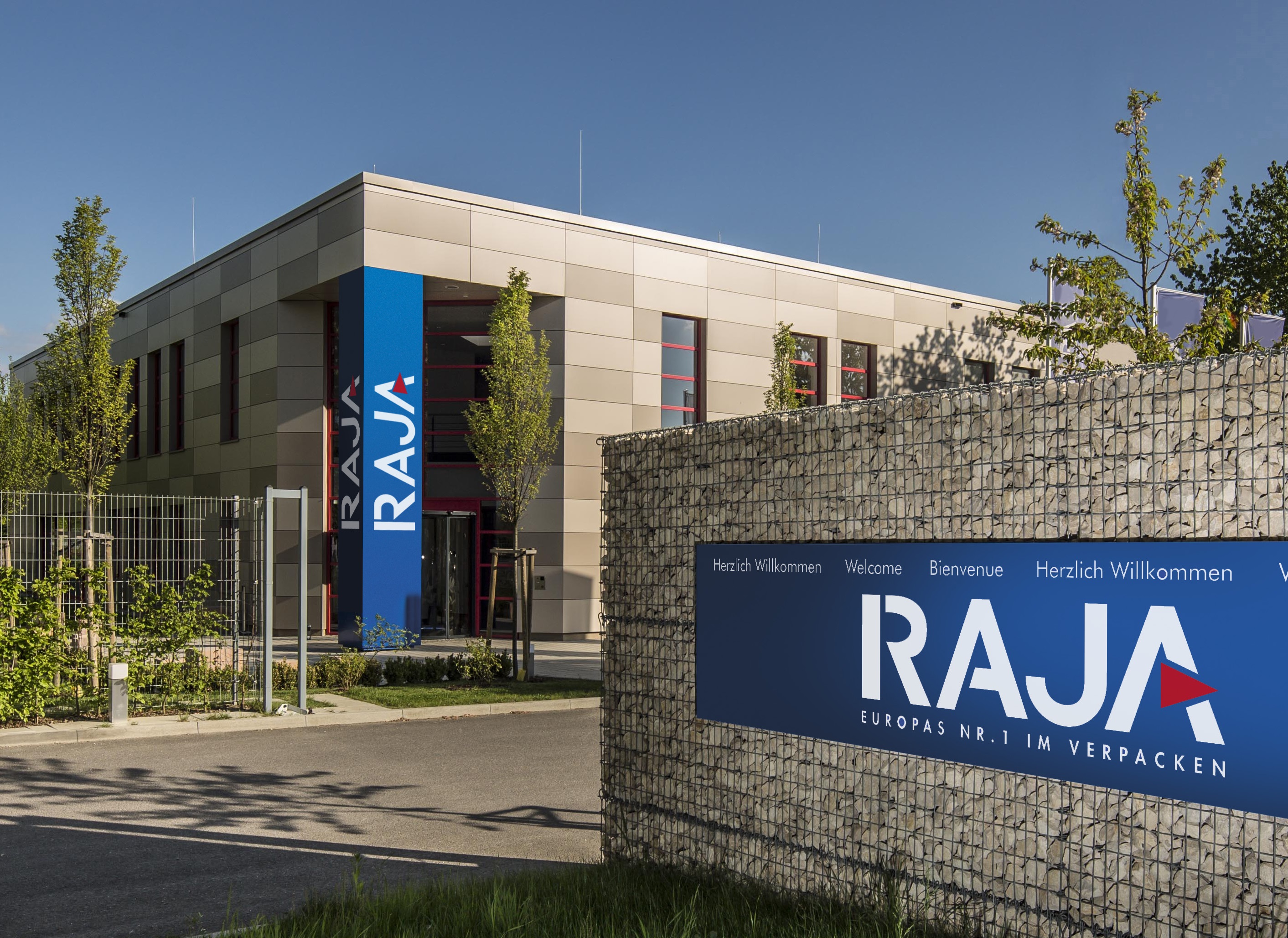 LogiMAT 2025: RAJA-Gruppe blickt auf über 70 Jahre Erfolg zurück und ...