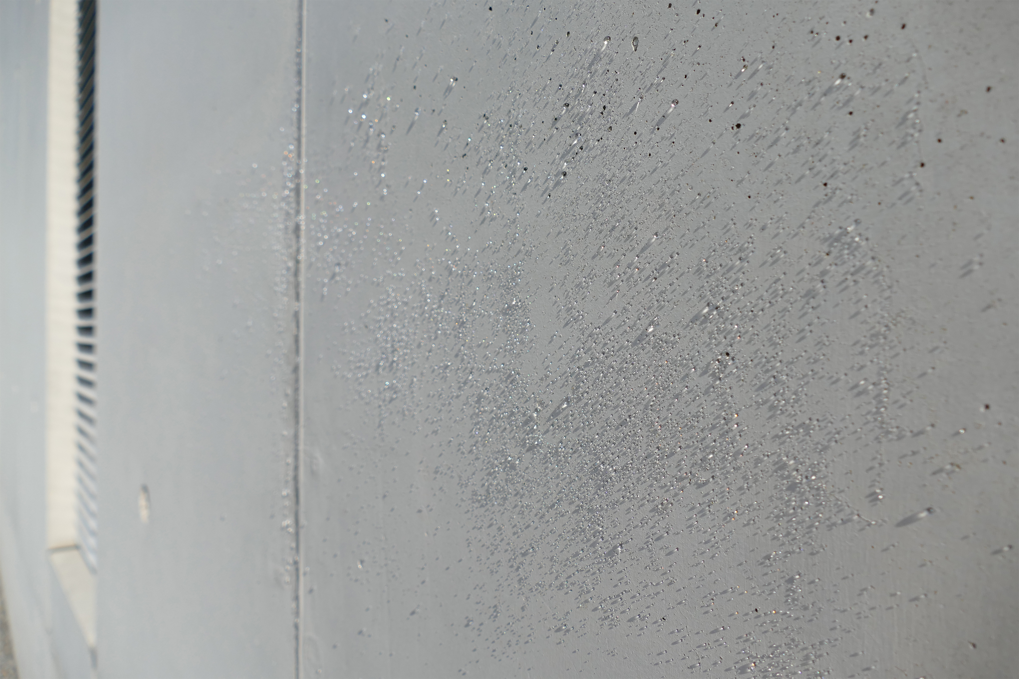 Hochwirksame Hydrophobierung für Betonflächen aller Art, MC-Bauchemie ...