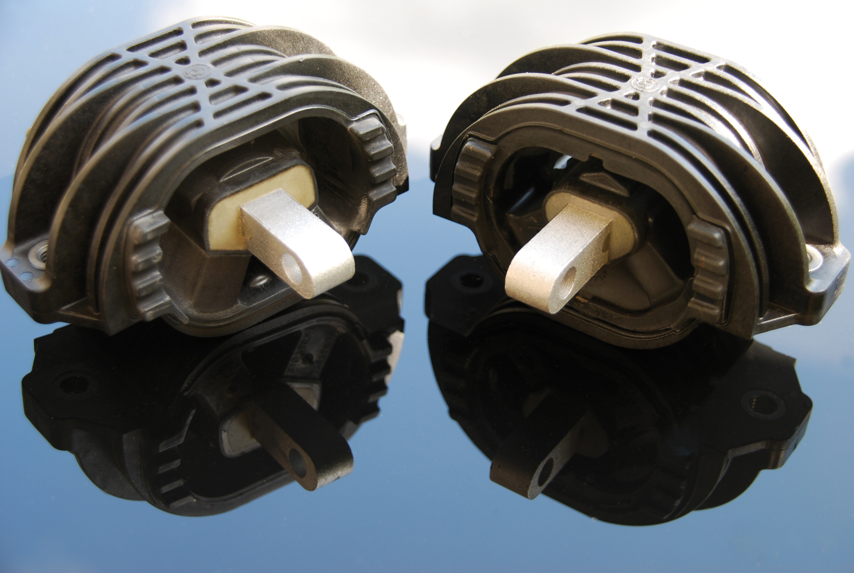 Innovation ready for the market - plastic engine mounts from ContiTech ...