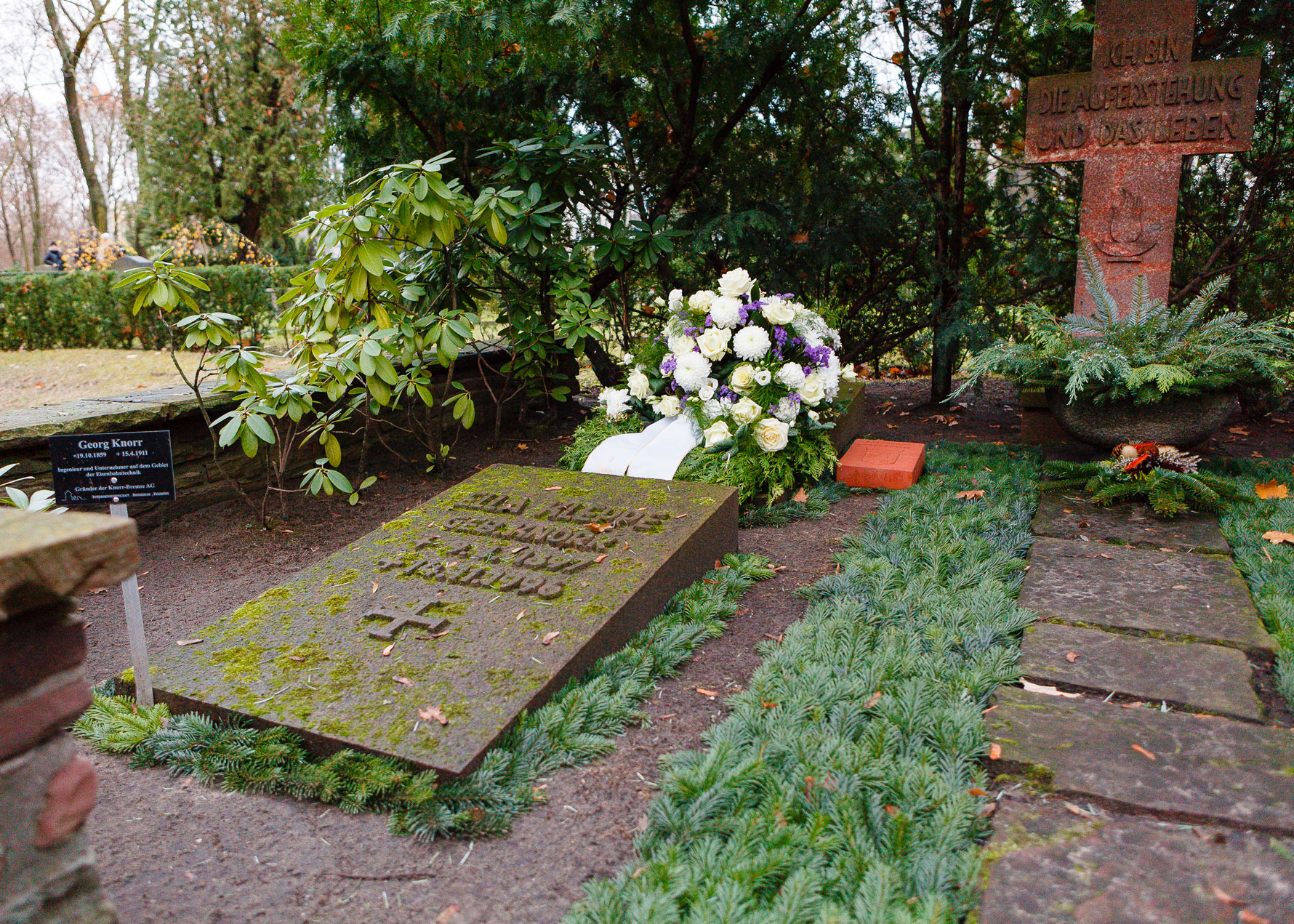 Memorial to company founder Georg Knorr unveiled in Berlin, Knorr ...