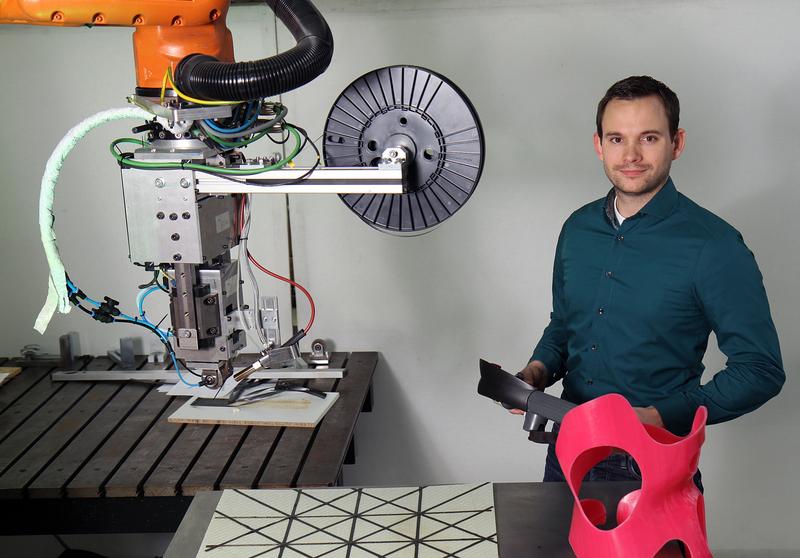 Medica 2016: Neue Technik macht Orthesen leichter und flexibler, TU ...