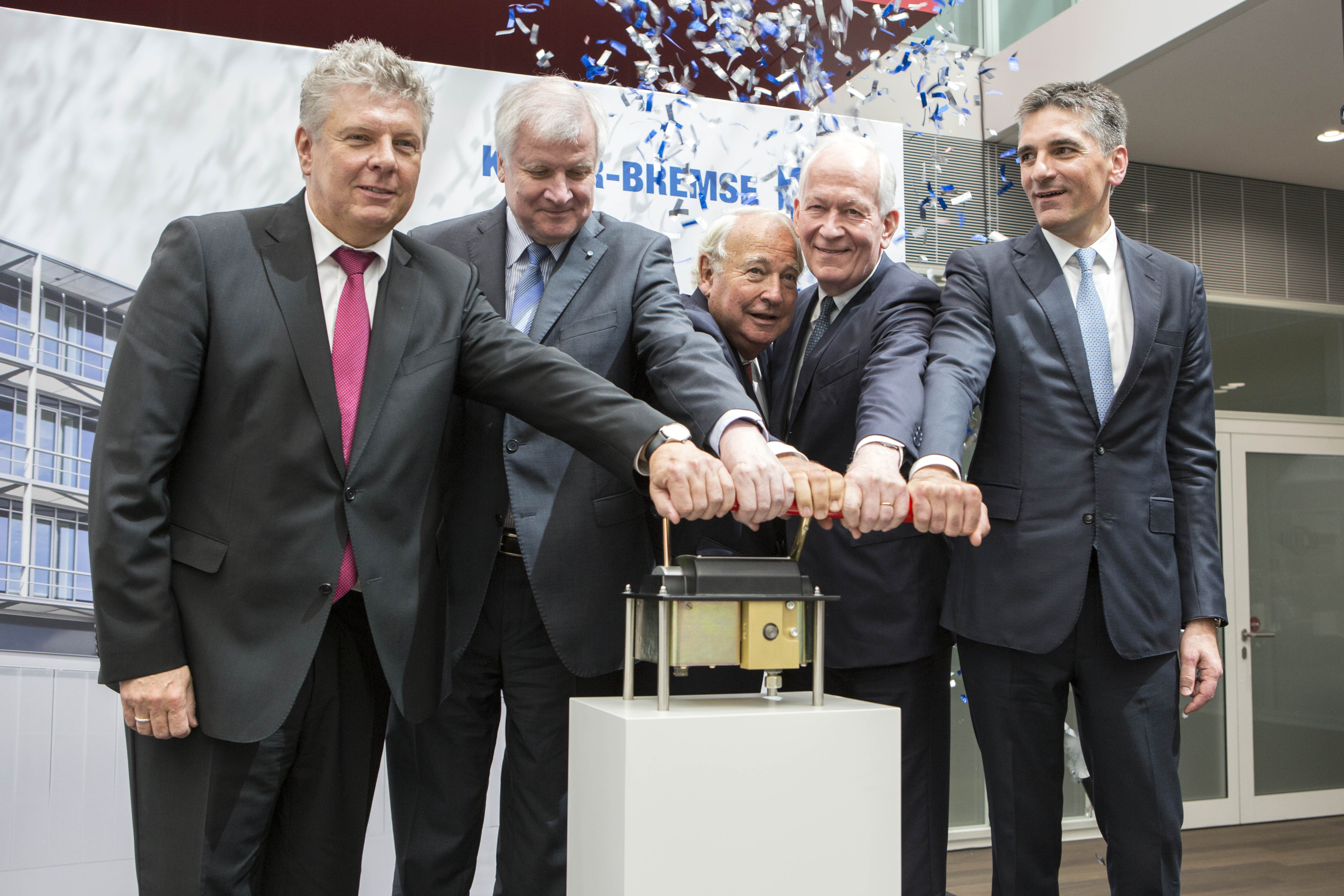 Knorr-Bremse eröffnet zukunftsweisendes Entwicklungszentrum, Knorr ...