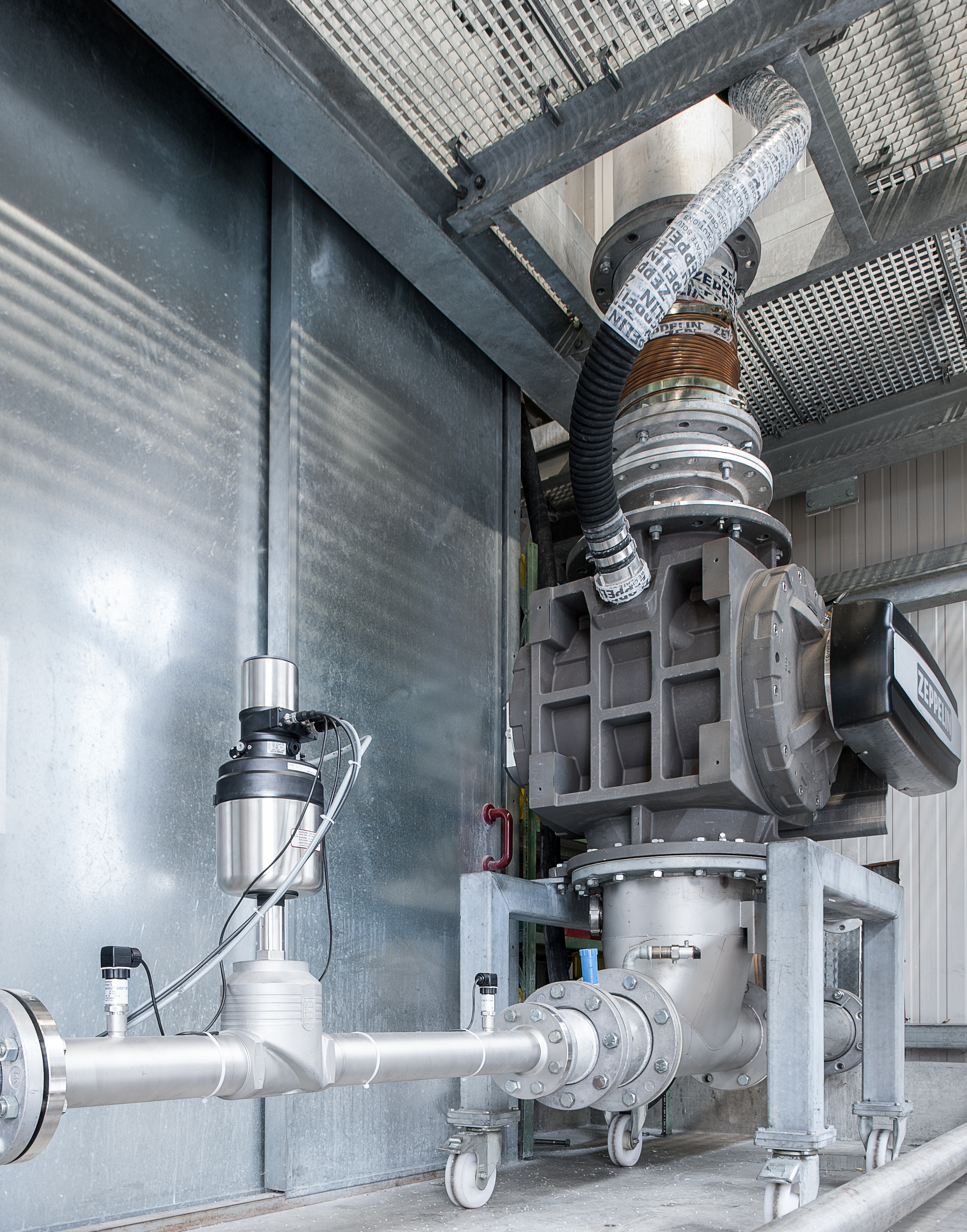 Kompakter Luftmengenregler mit Mehrwert, Bürkert Fluid Control Systems, Story - PresseBox