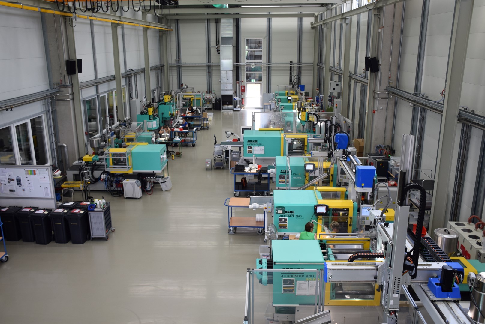 High-tech injection-moulded parts finished to a high quality, toolcraft ...