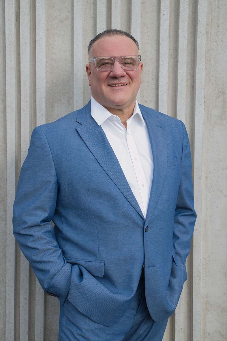 LXinstruments, Hersteller von Mess- und Prüfsysteme, verstärkt das Vertriebsteam für Power- und ...