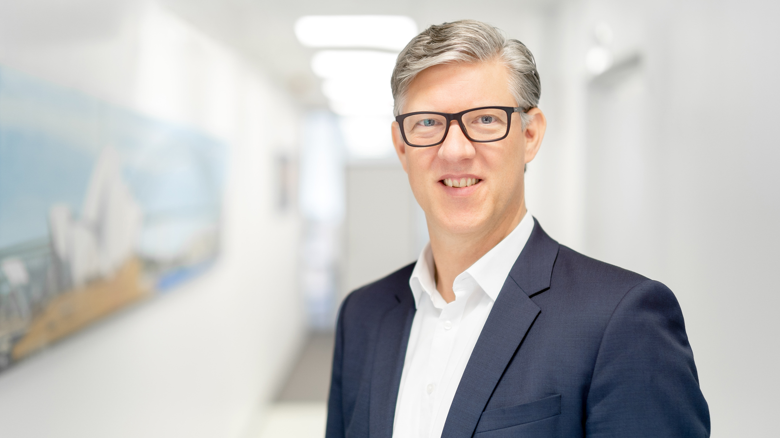 Robert Holm erweitert Vorstand der nicos AG, nicos GmbH, Story - PresseBox