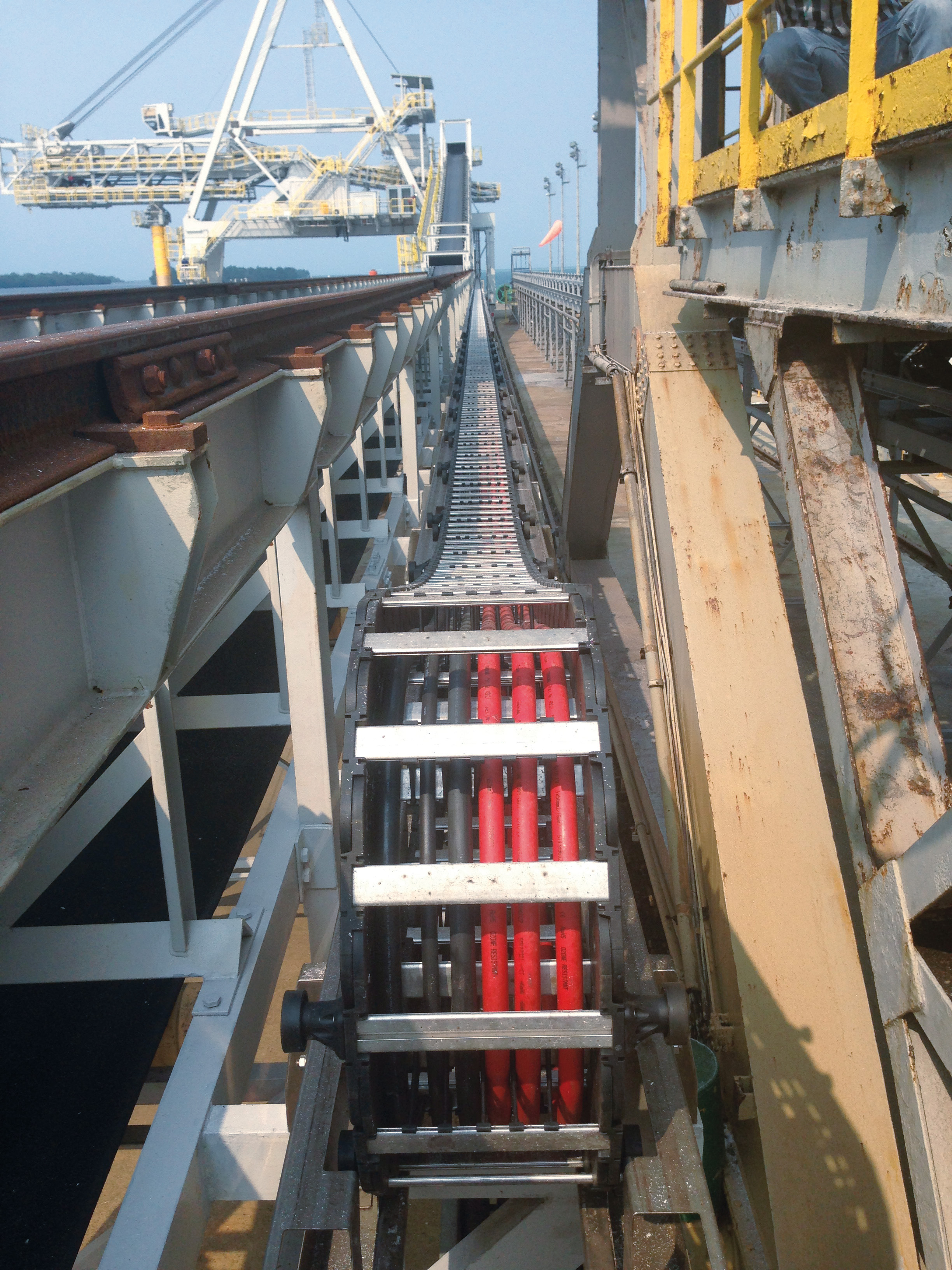 Internationales Erfolgsprojekt in Indonesien, TSUBAKI KABELSCHLEPP GmbH ...