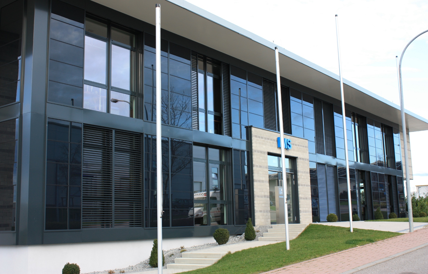 Leistungsstarker Partner mit großer Fertigungstiefe, elusoft GmbH ...