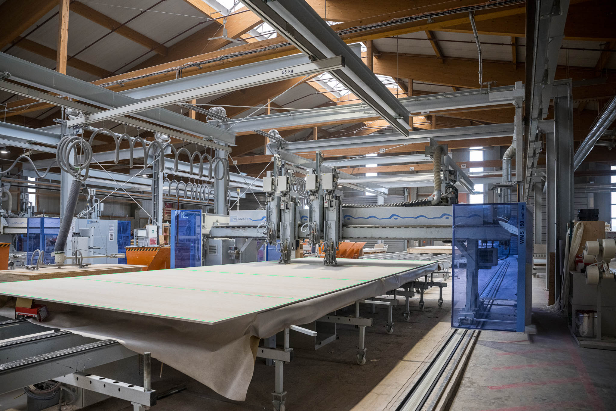 Positioning with laser light, SL- Laser GmbH, Story - PresseBox
