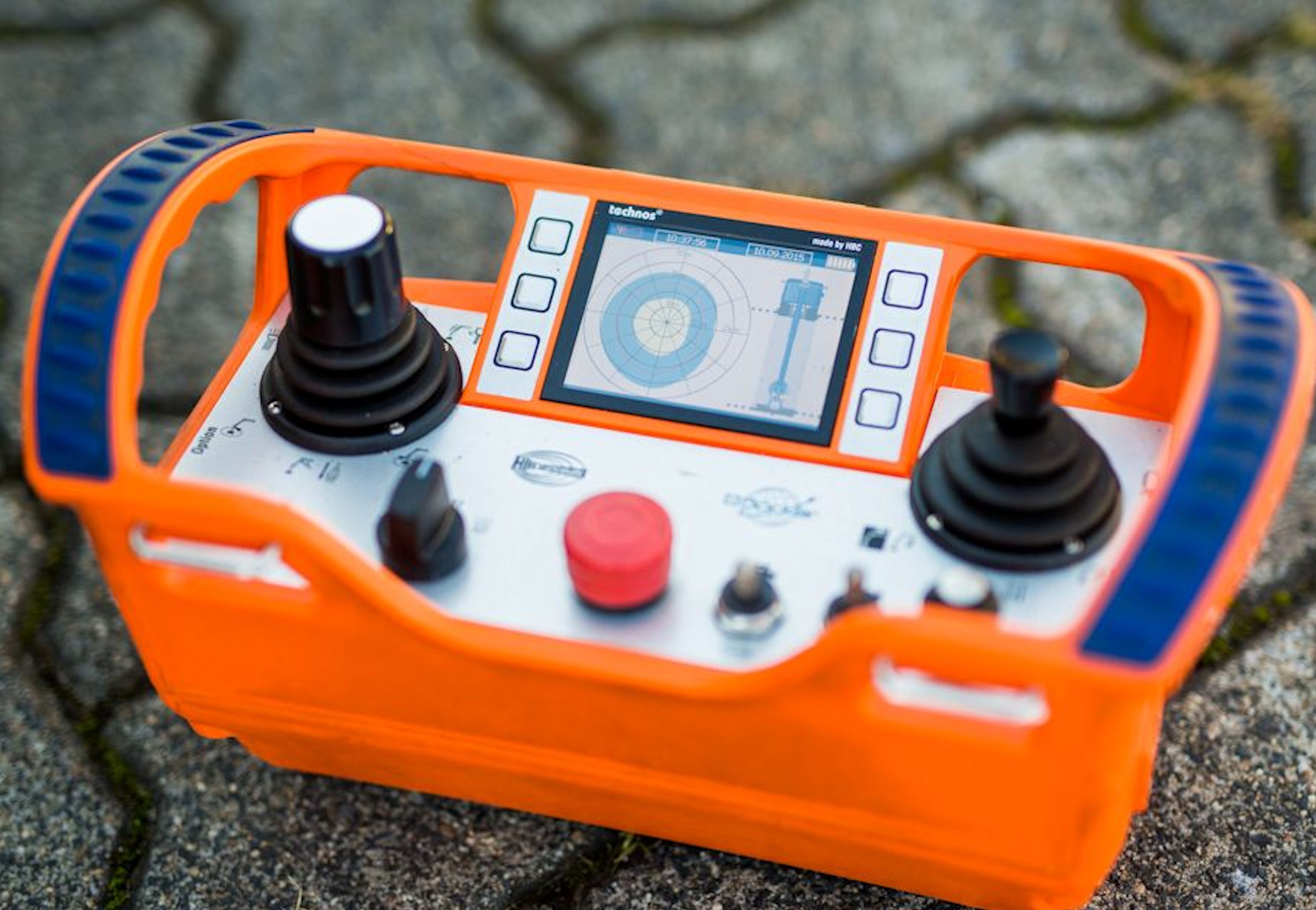 Sicherer Stand auf jedem Untergrund, Böcker Maschinenwerke GmbH, Story - PresseBox