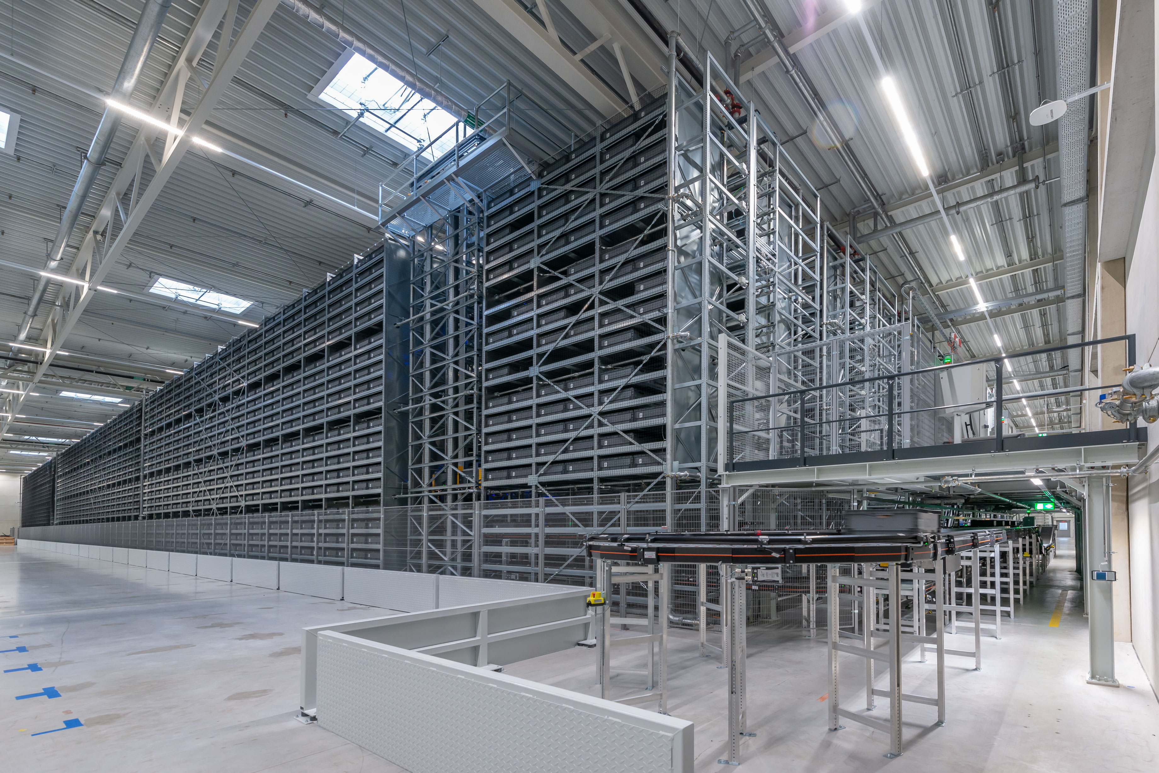 Solide Basis für termingerechte Ersatzteilversorgung, Inther Group ...