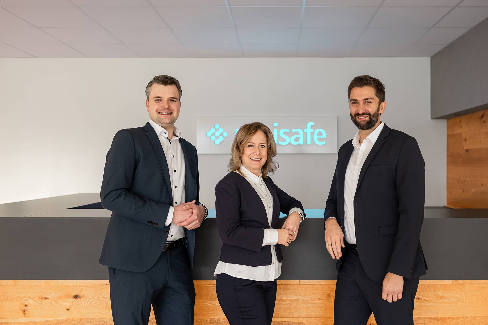 regisafe präsentiert neue Führungsriege, regisafe GmbH, Story - PresseBox