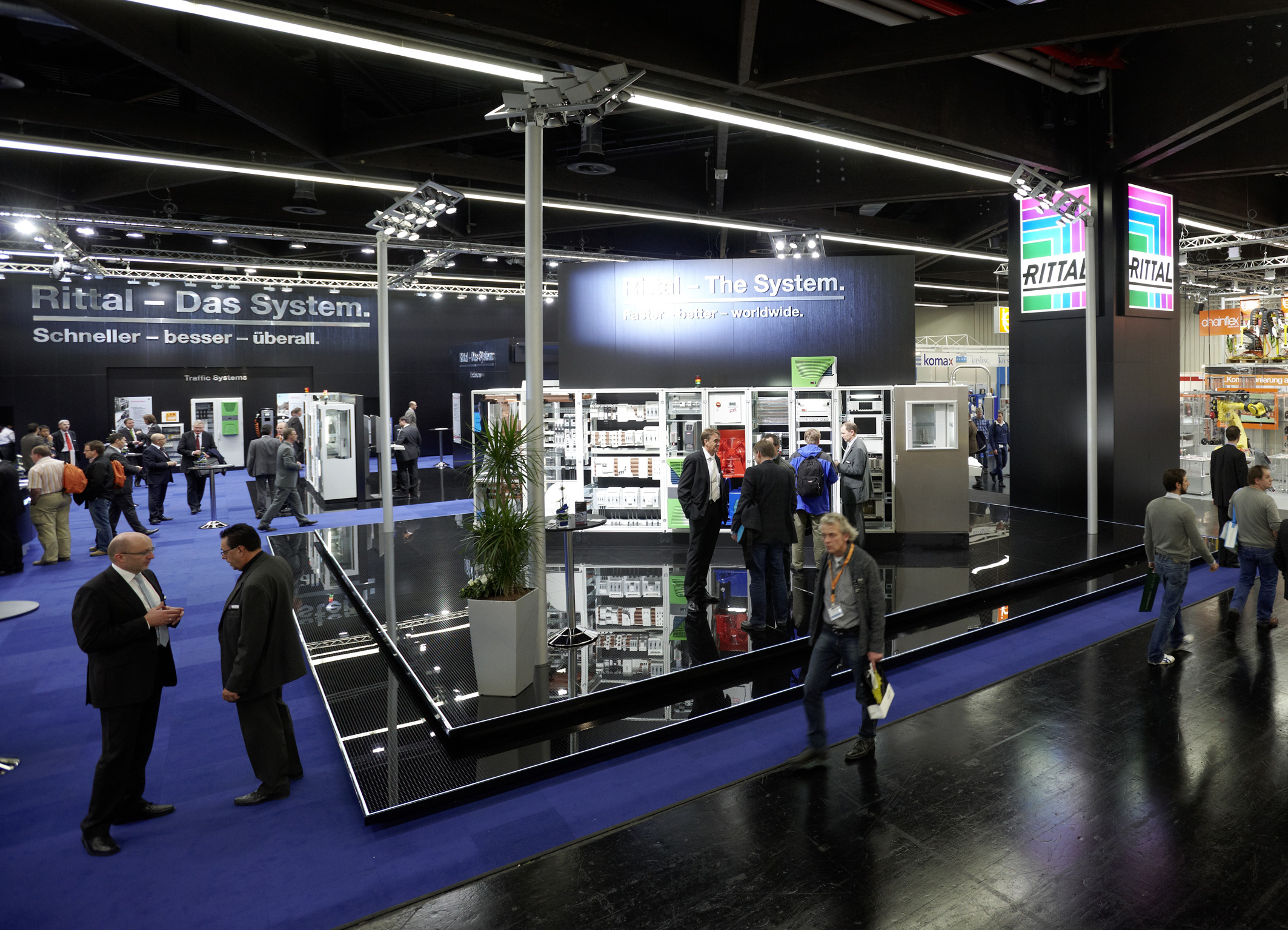 Neuer Systemschrank ist Messe-Highlight, Rittal GmbH & Co. KG, Story ...