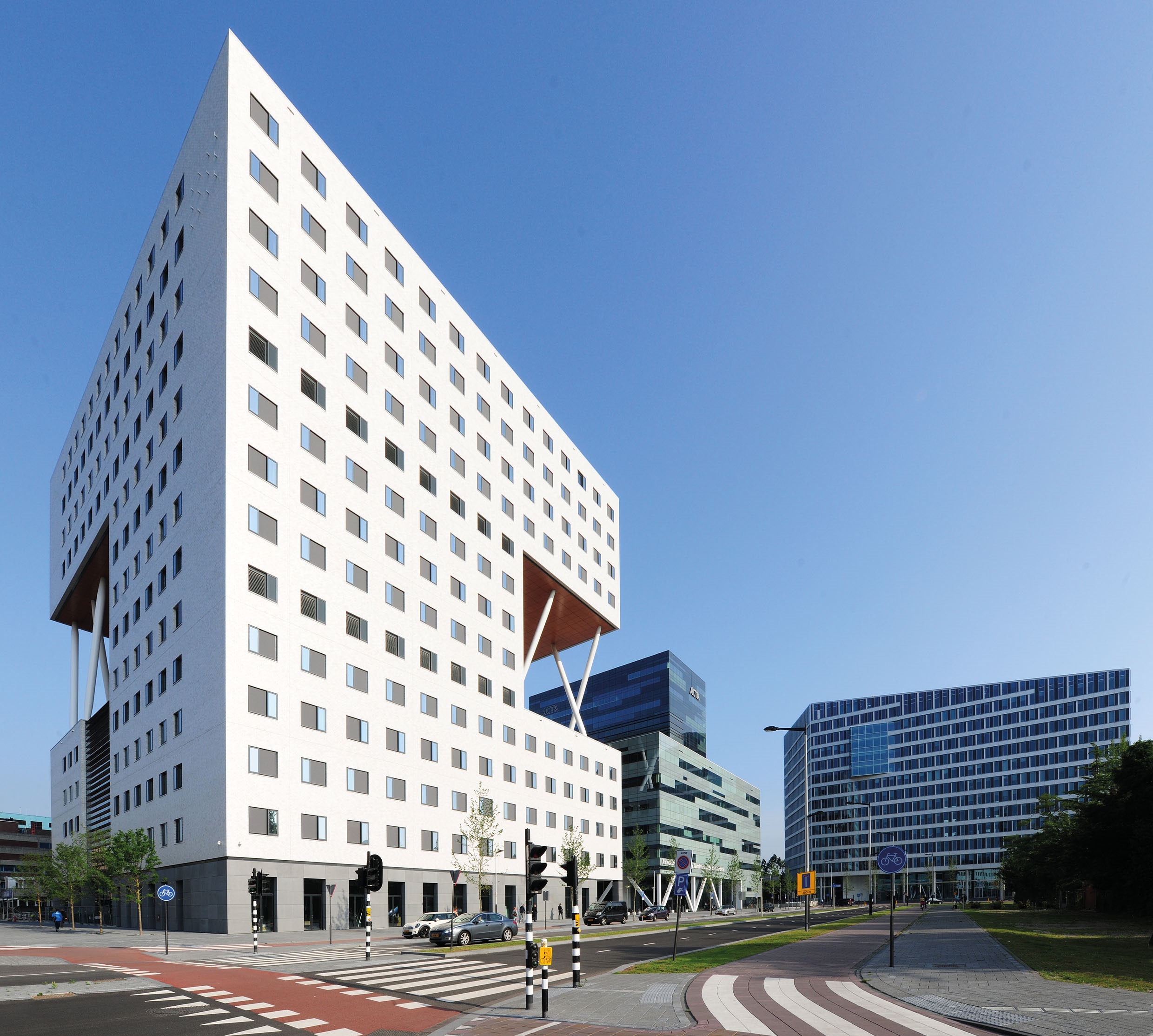 Amsterdams Süden setzt auf klares Design, Richard Brink GmbH & Co. KG ...