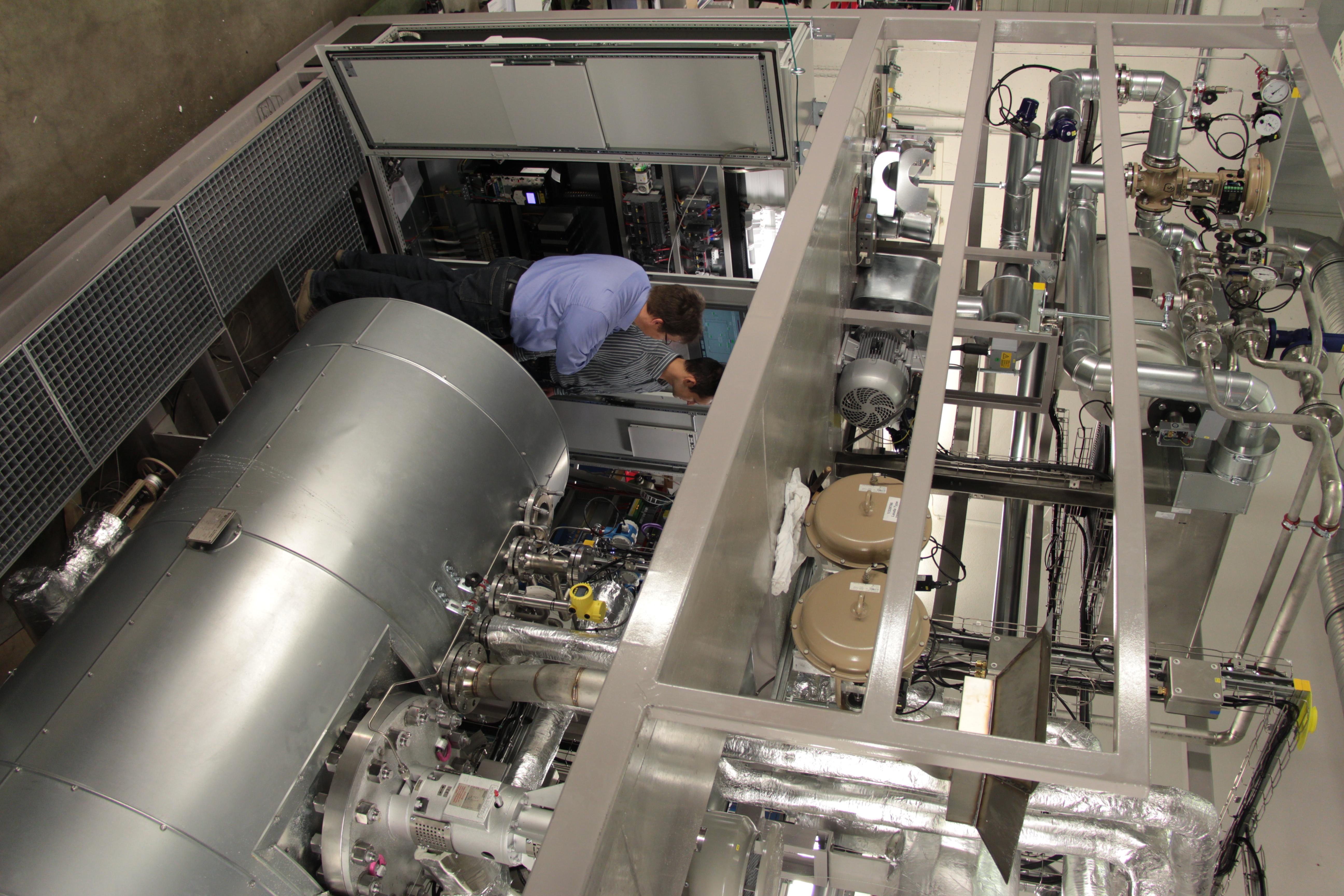 LAUDA Heating and cooling systems offer high-temperature systems with a unique working ...