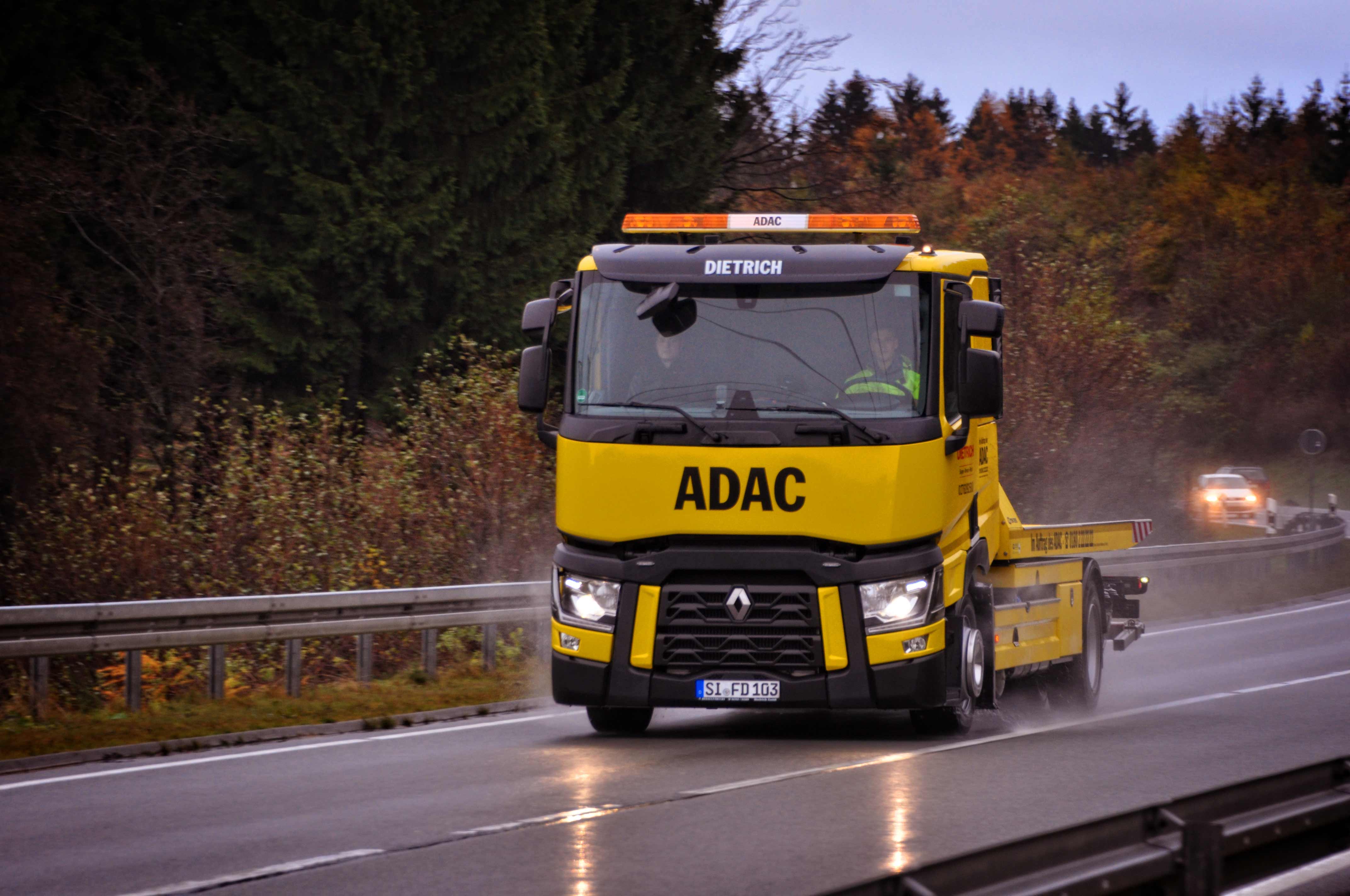 Wie Weit Schleppt Der Adac Ab