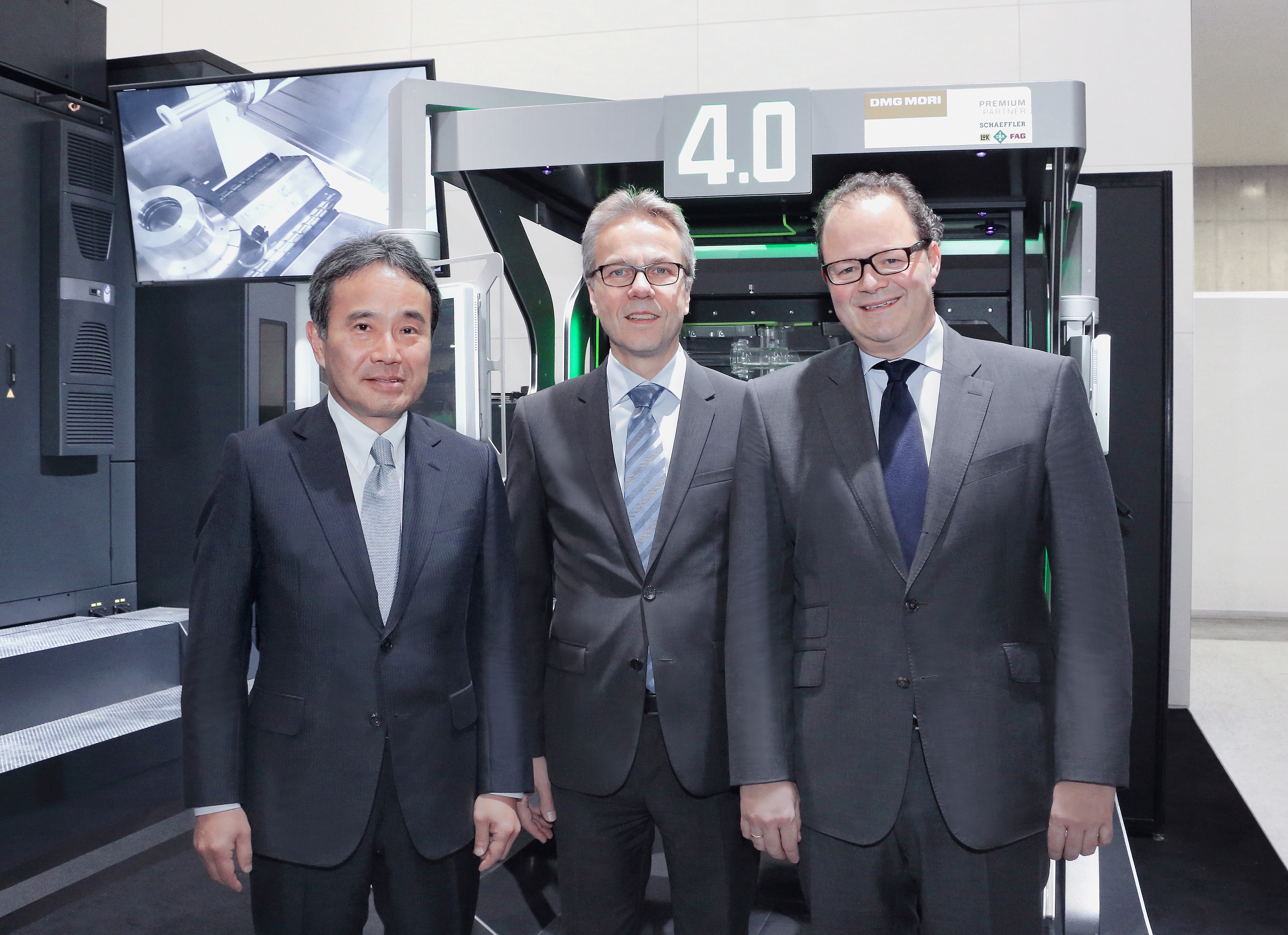 Schaeffler und DMG MORI unterzeichnen Vertrag auf der JIMTOF in Japan ...