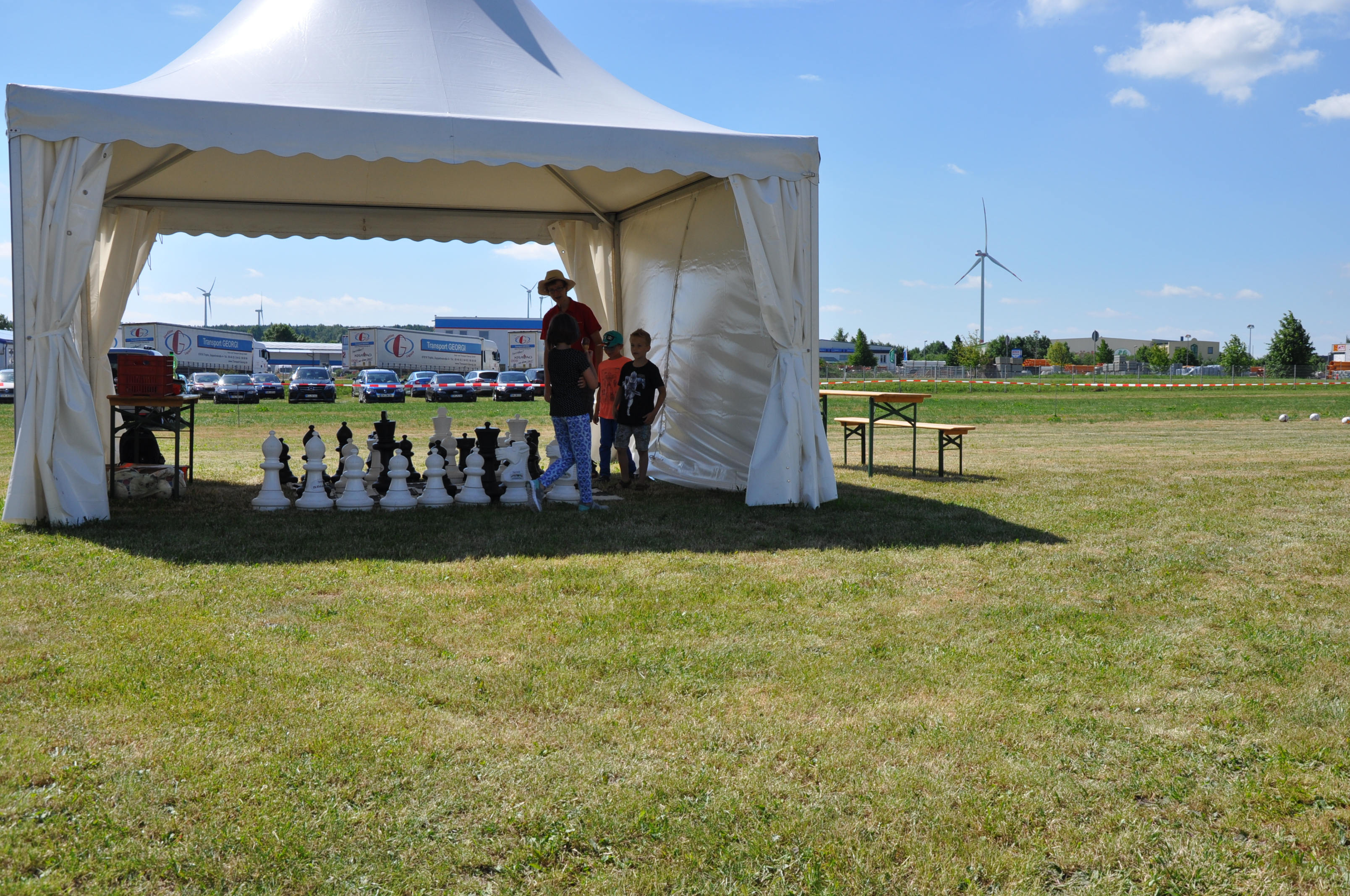 Doppelter Grund zu Feiern, WERU GmbH, Story - PresseBox