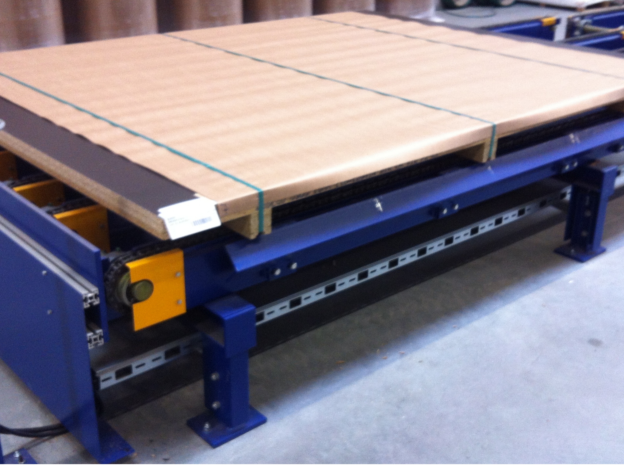 AUTOMATIC PICKING OF PANELS IN A HIGH BAY WAREHOUSE, SYSTRAPLAN GmbH ...