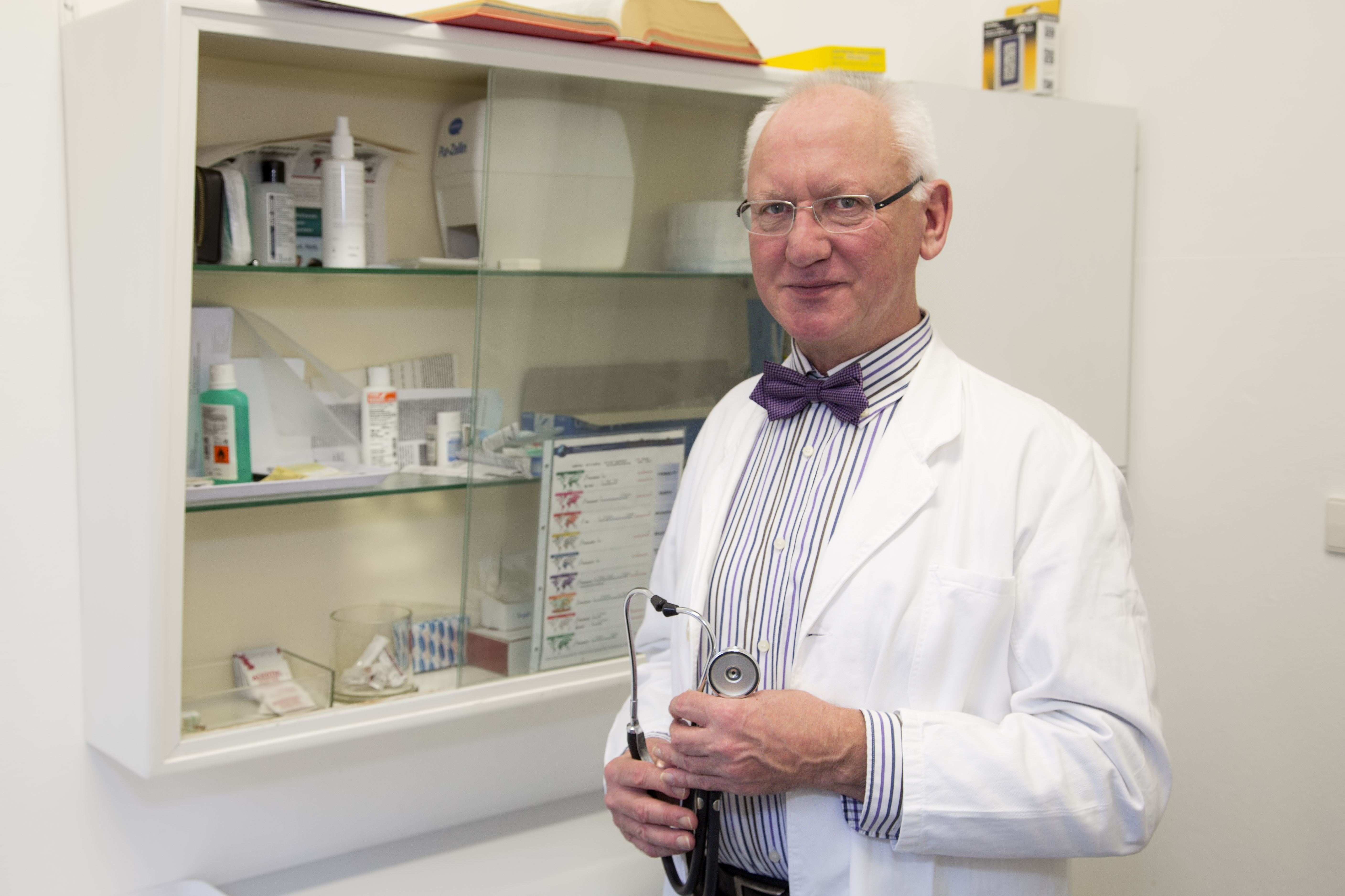 Dr. Hans-Bernhard Behrends geht in den Ruhestand, Region Hannover ...