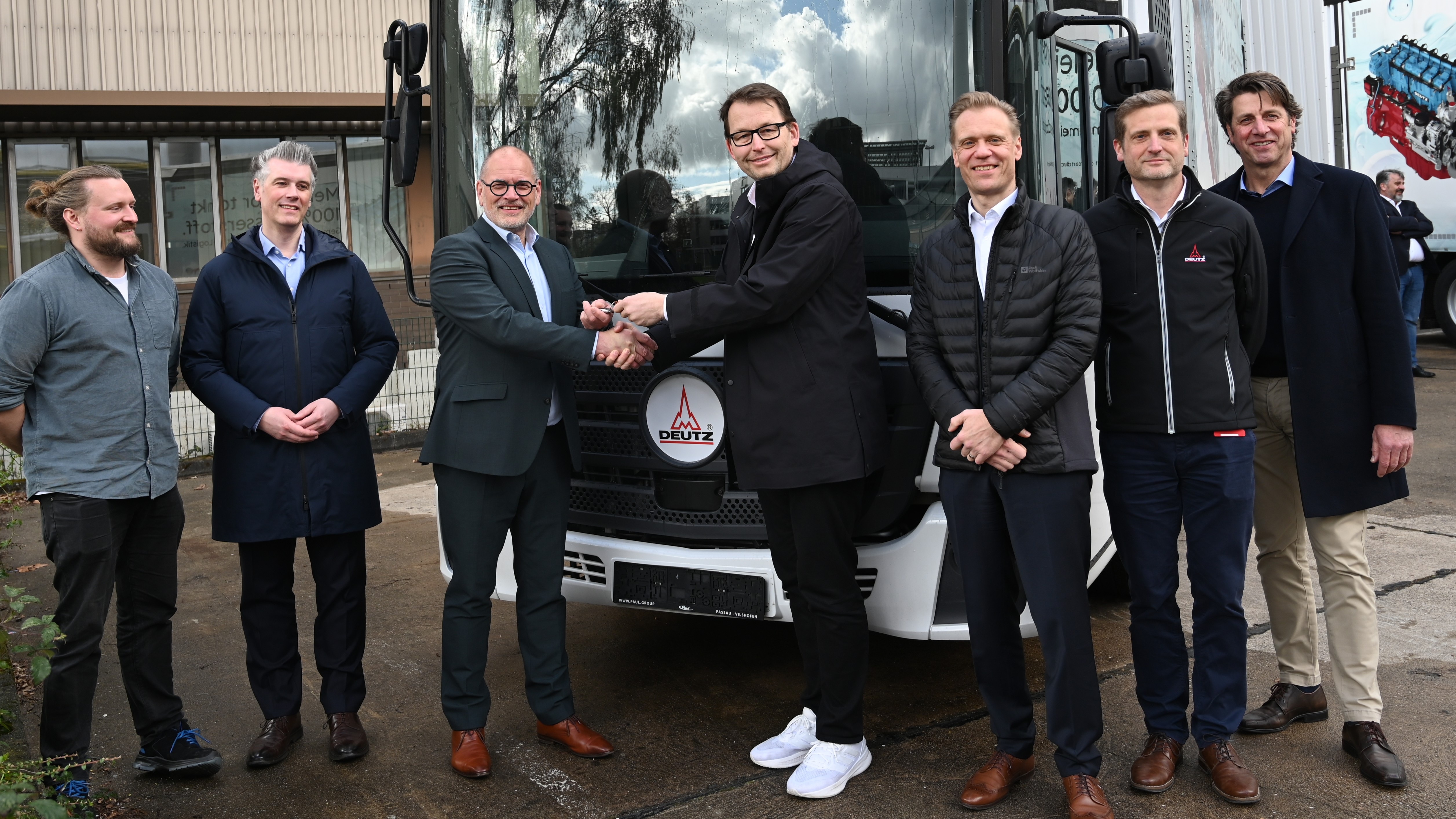 Hydrogen Combustion Under Real-World Conditions: IAV and DEUTZ Put 18 ...