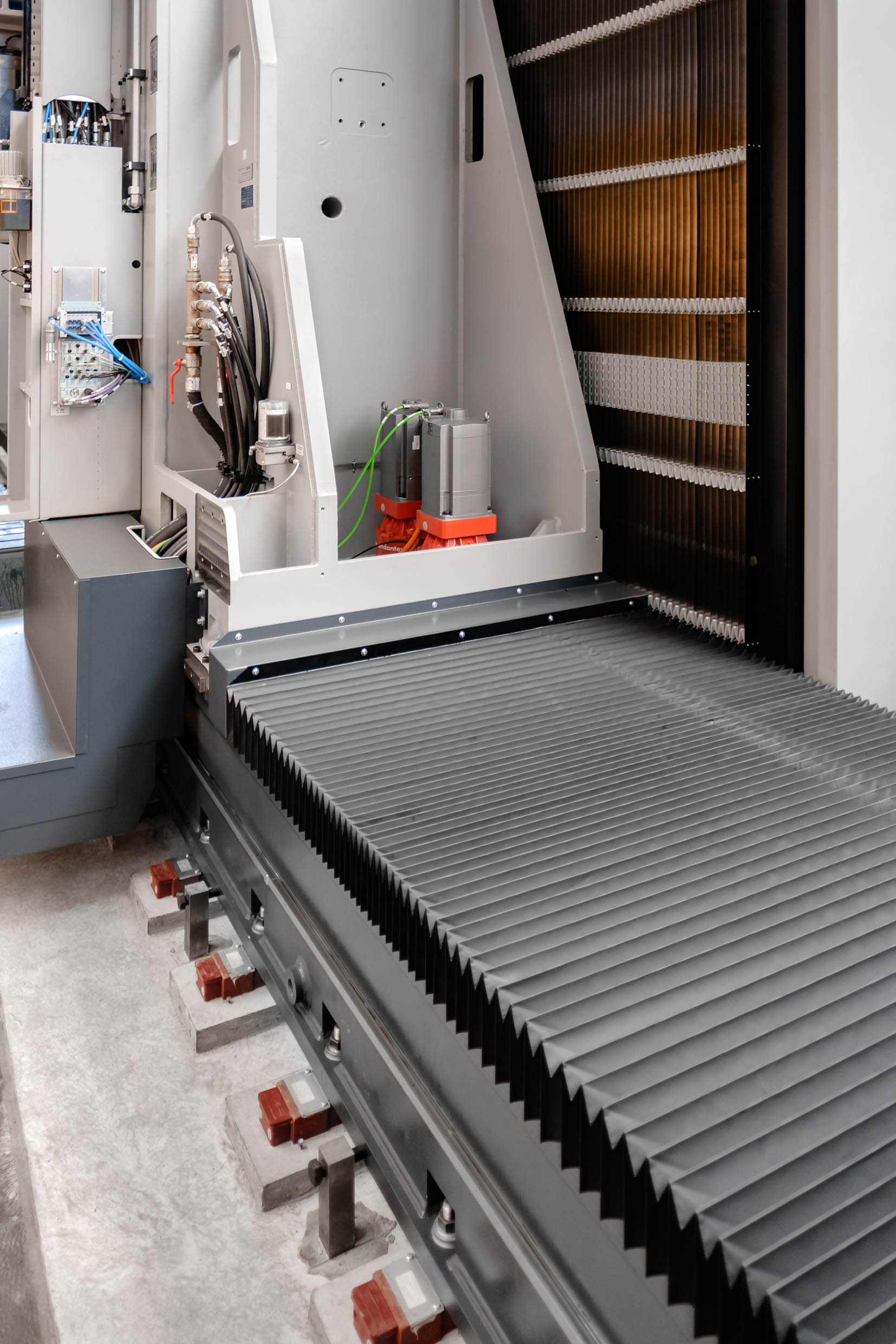Productivity is head work, SHW Werkzeugmaschinen GmbH, Story - PresseBox