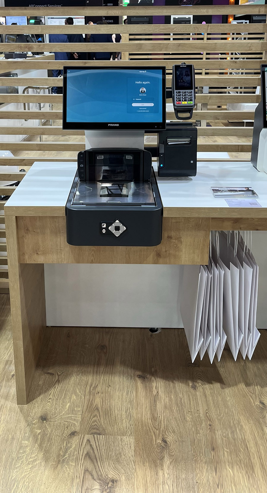 Pyramid Computer stellt neues SCO-System POLYTOUCH® pSyCO auf EuroCIS ...