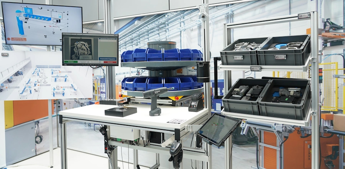 Vorstellung von Smart Factory Assembly: Mitarbeitende, Maschinen und ...