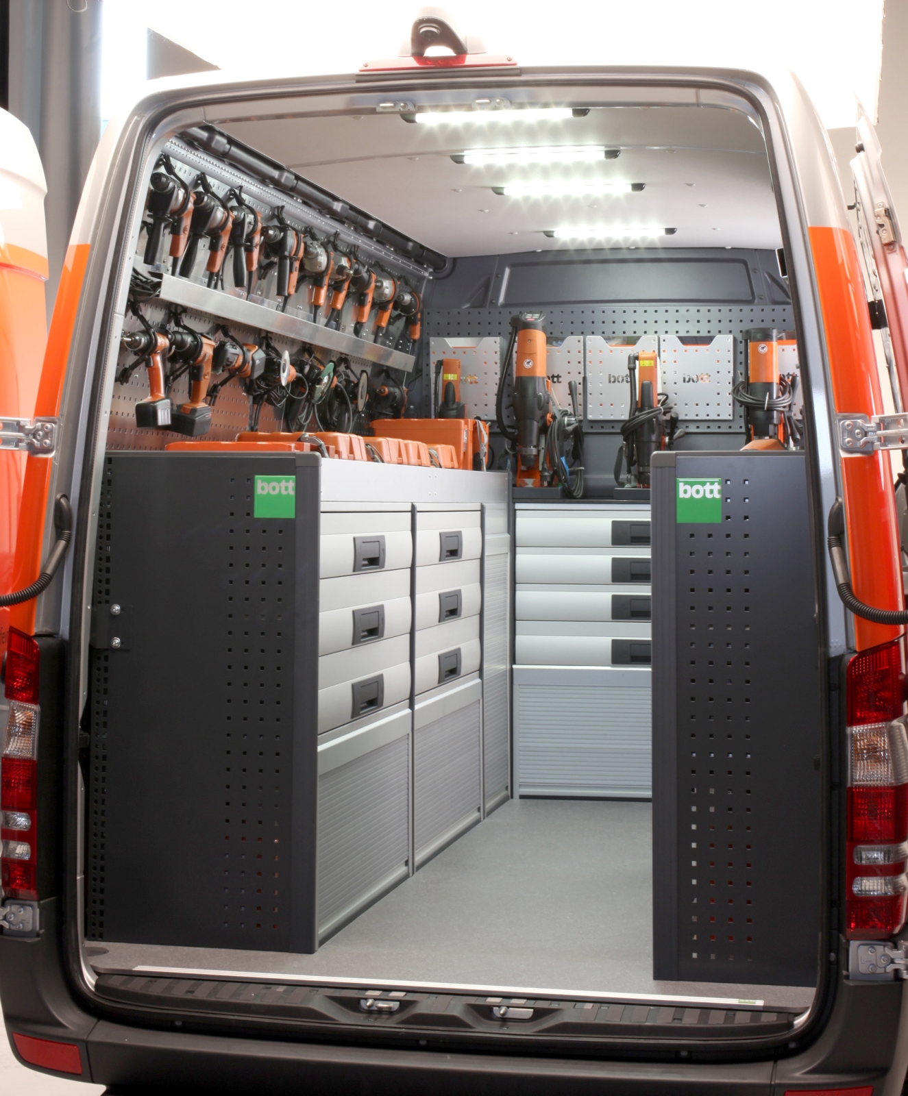 Fein Elektrowerkzeuge -on the road- mit bott, Bott GmbH & Co. KG, Story ...