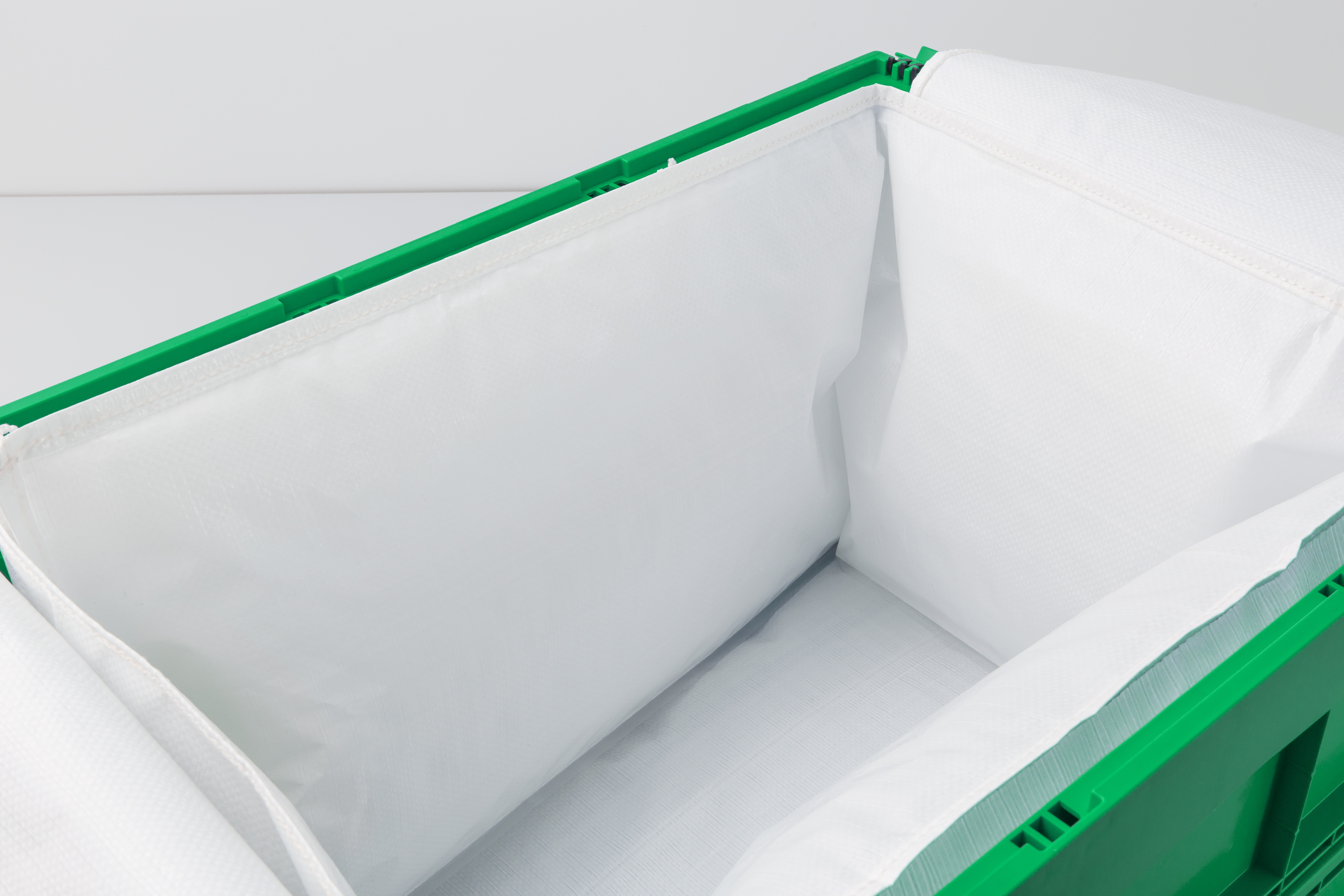 Neu und nachhaltig: Mehrweg-Transportbox, individuell gestaltbar und ...