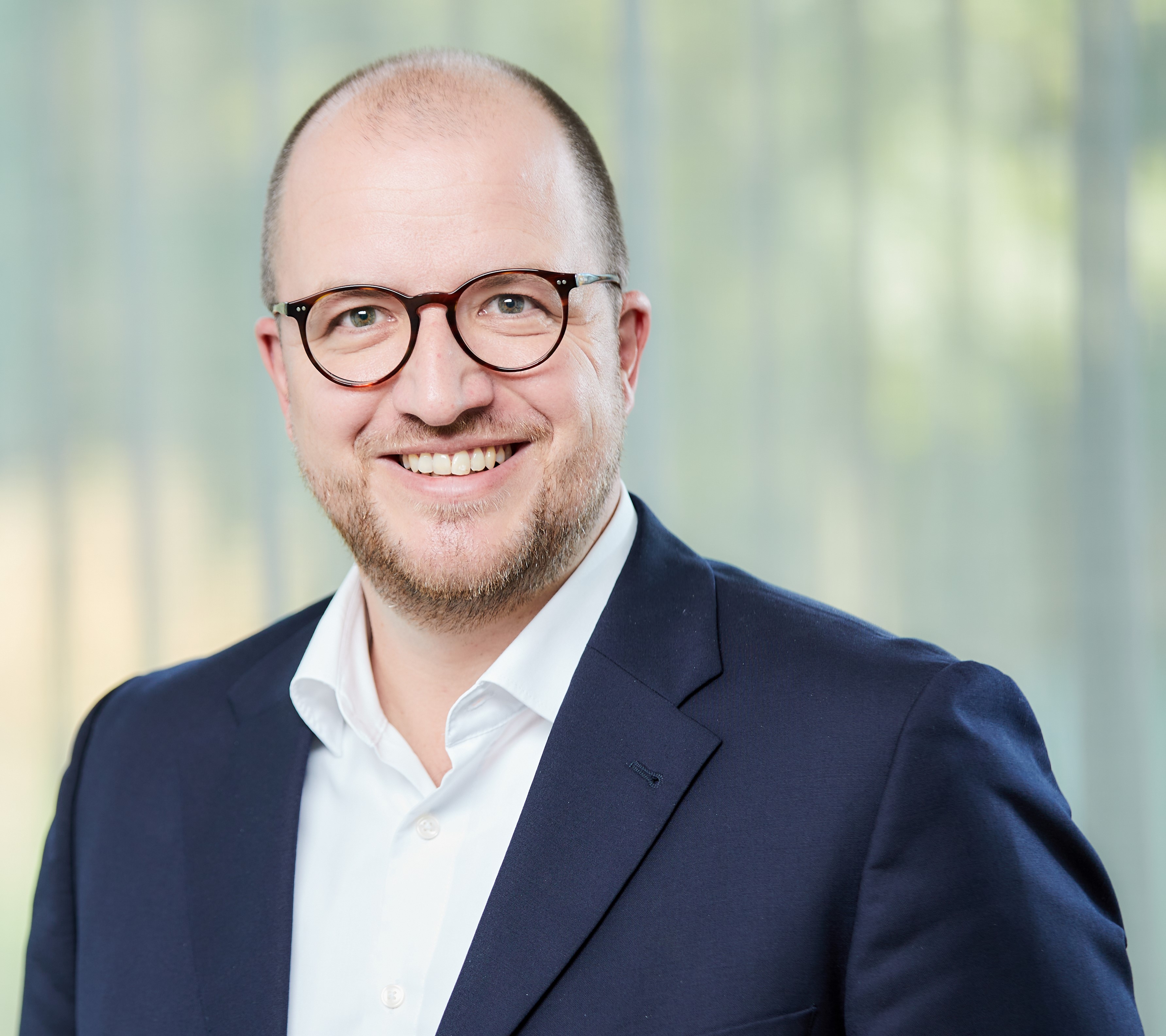 Von fragmentierter Information zu einem effizienten Selfservice – Wie ...