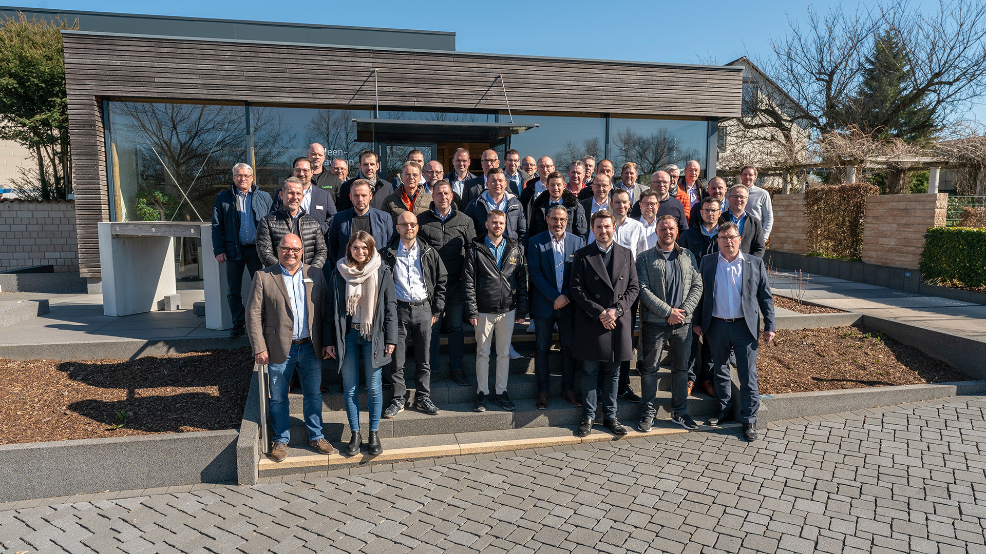 Erfolgreiches Jahr für Galabau-Experten, EUROBAUSTOFF ...
