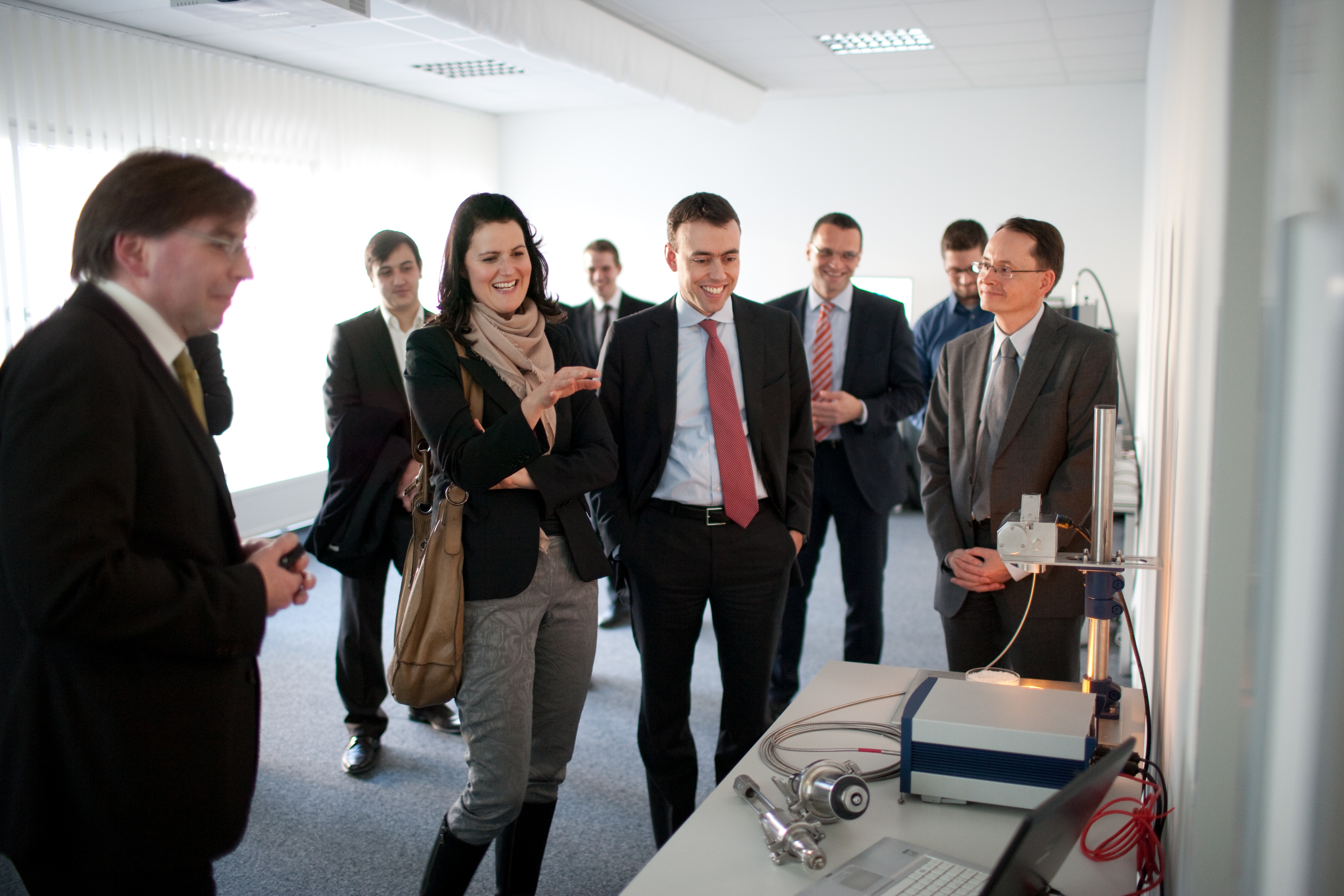 Minister besucht Weltmarktführer, POLYTEC GmbH, Story - PresseBox