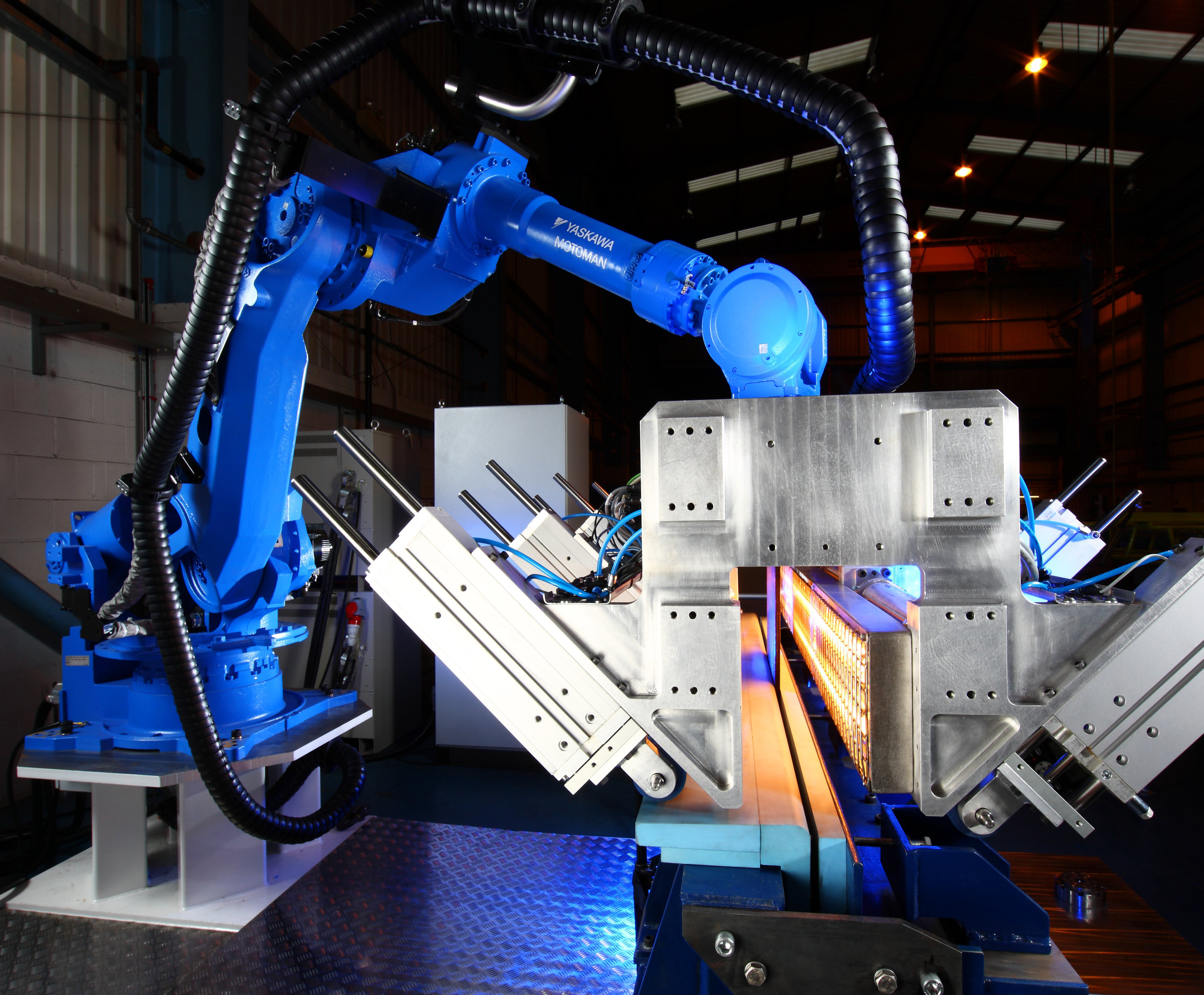 Heraeus Infrared Helps Hyde Group to Develop Composites Manufacturing ...