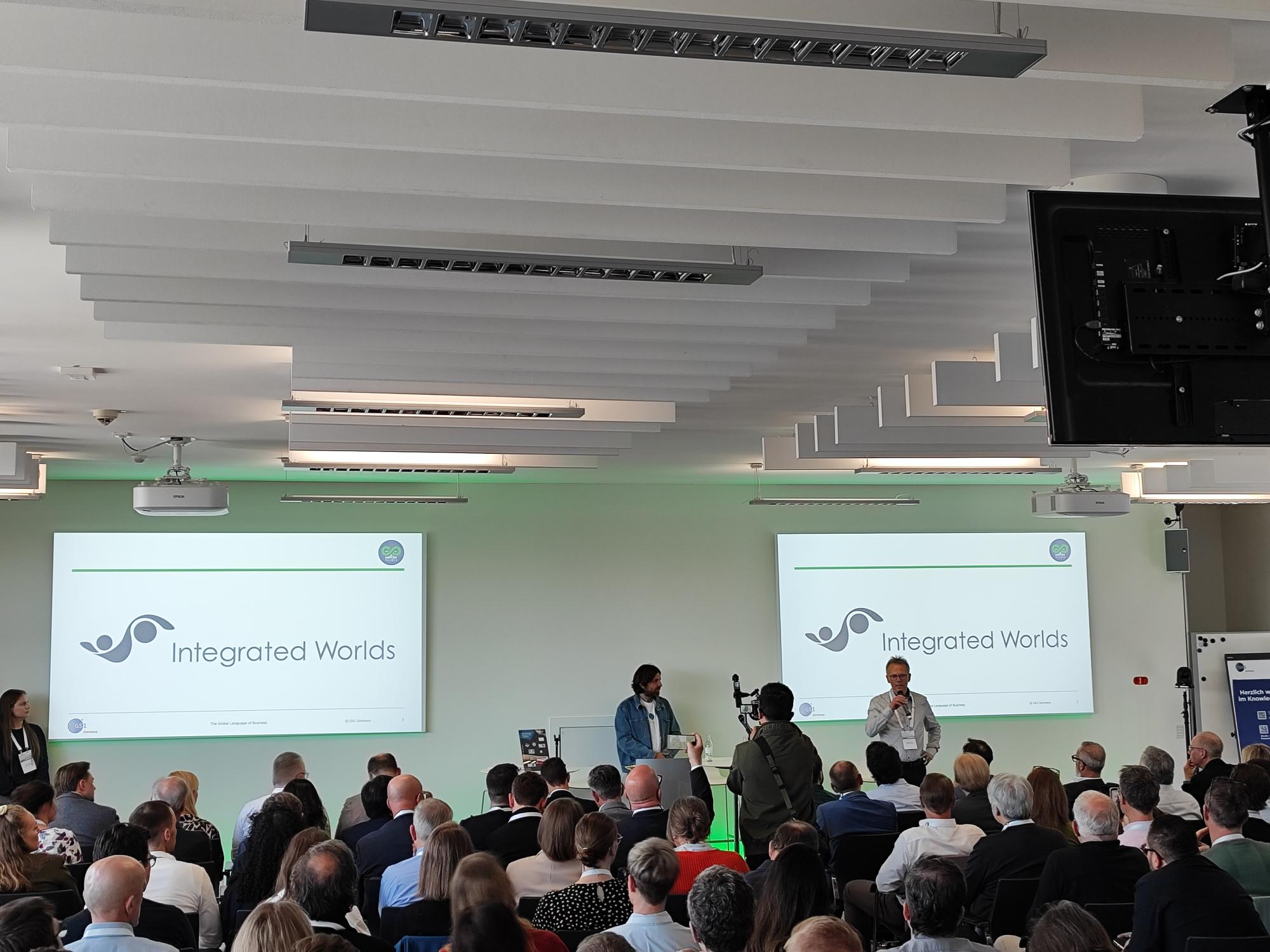 GS1 EXCHANGE: Digitaler Produktpass 2026, Integrated Worlds GmbH, Story ...