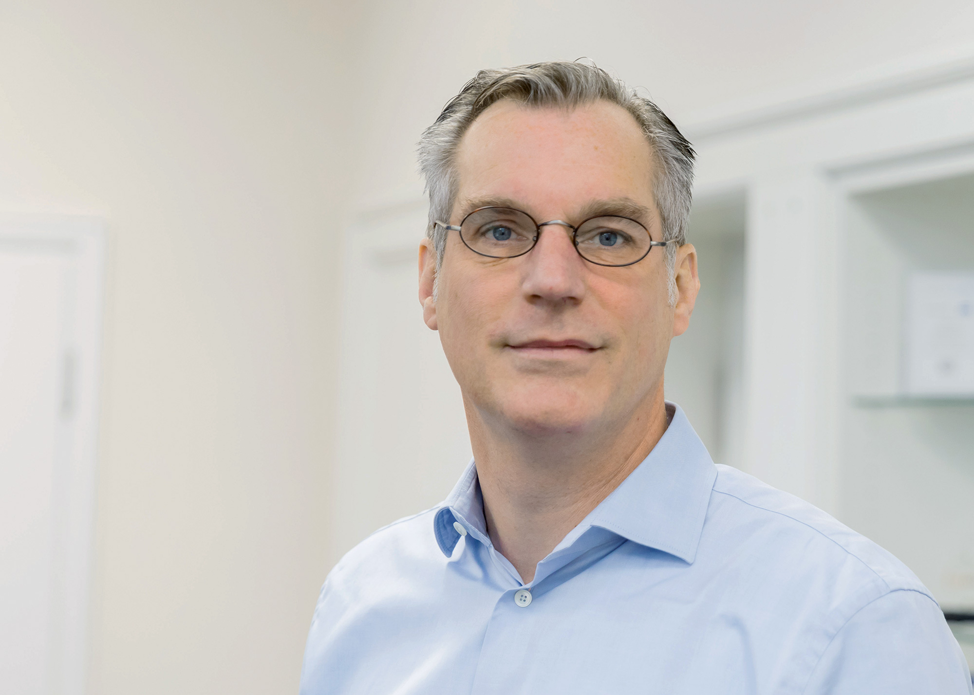 Closing the loop: Gunnar Groebler, Chairman of the Executive Board of Salzgitter AG, and KHS ...