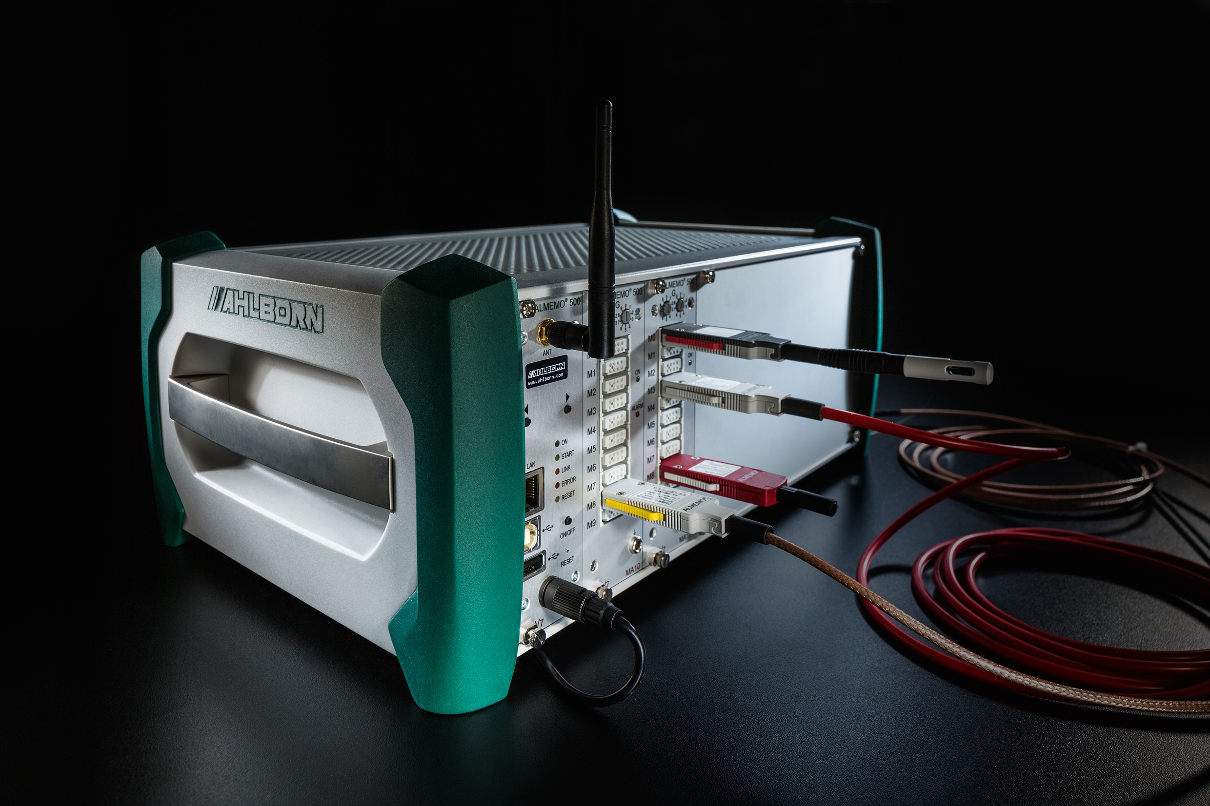 Universeller Datenlogger mit integriertem Webservice und intuitiver ...