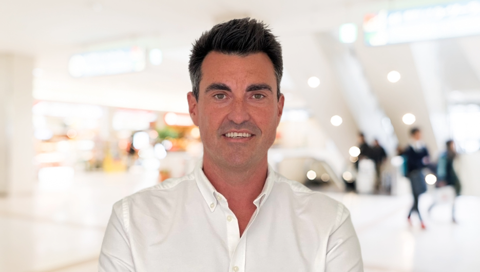 76% of Swiss professionals aspire a job switch in 2024, Robert Walters ...