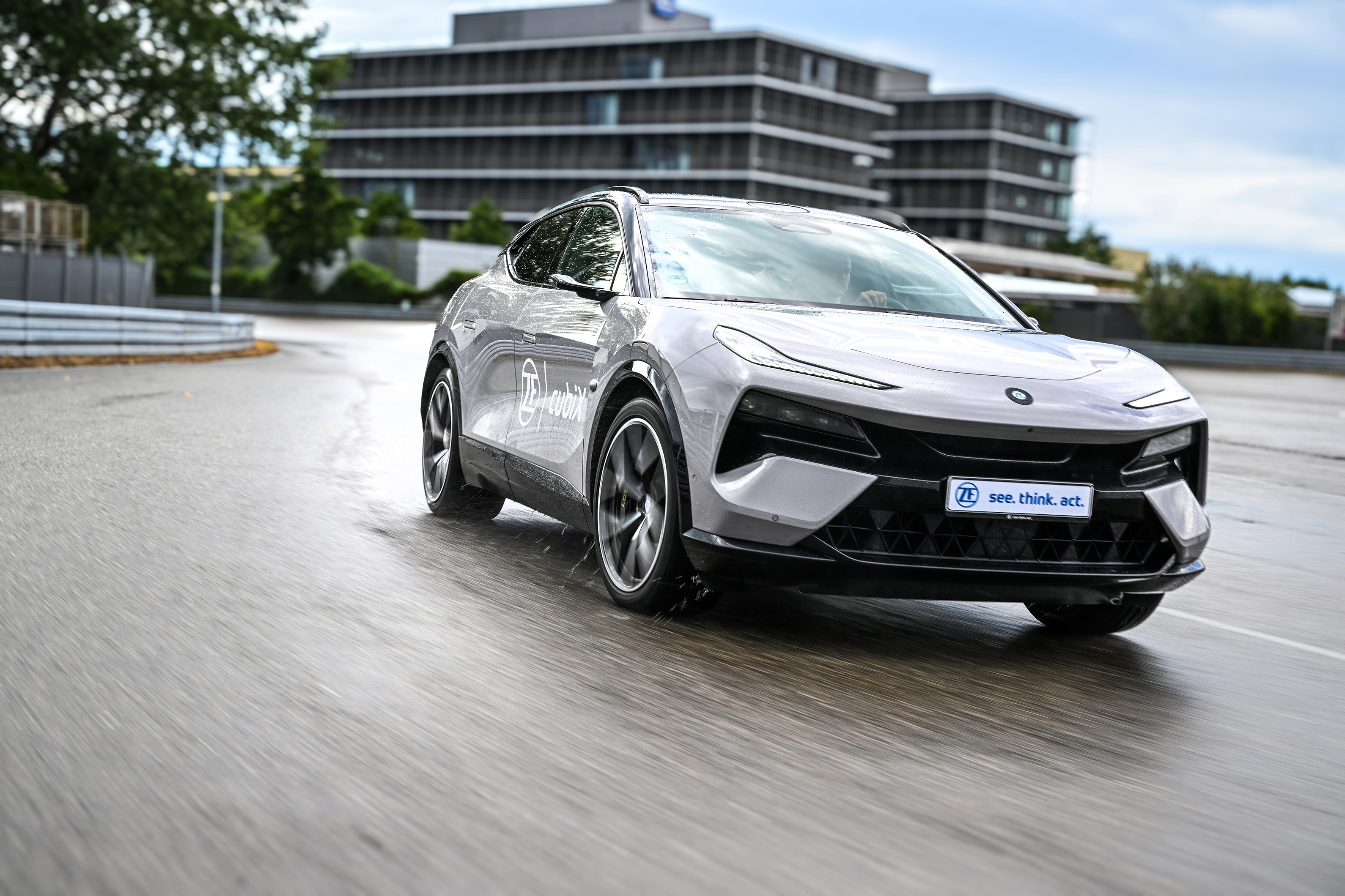 Tausende Parameter, eine Software-Lösung: cubiX Tuner von ZF vereinfacht Fahrwerkkalibrierung ...